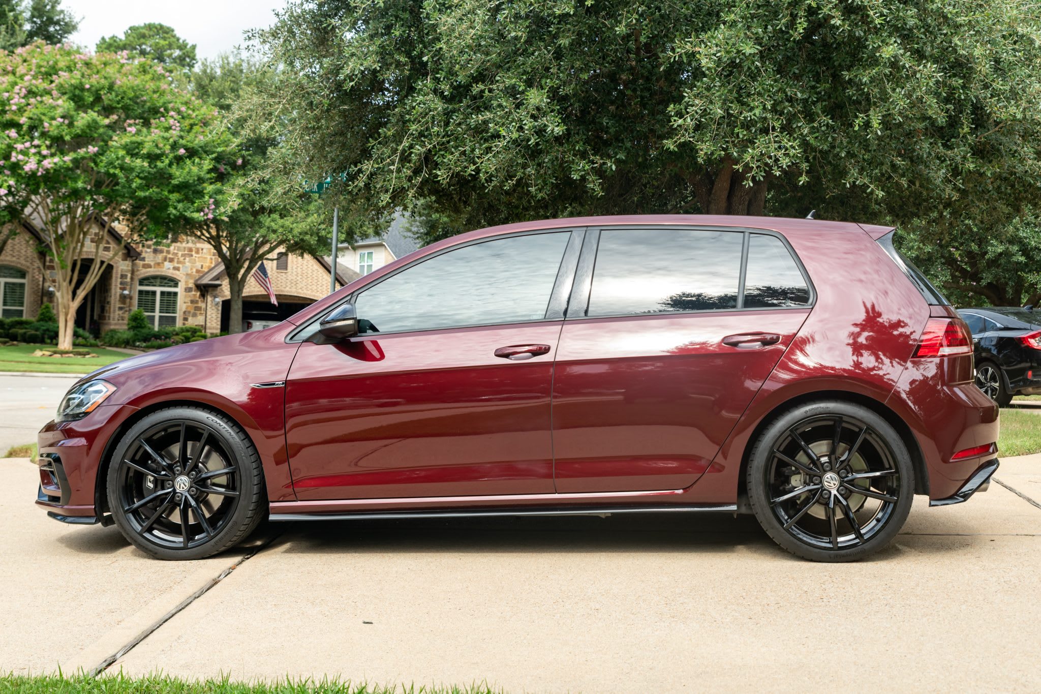 This One-of-One Volkswagen Golf R Comes With a Postcard From The ...