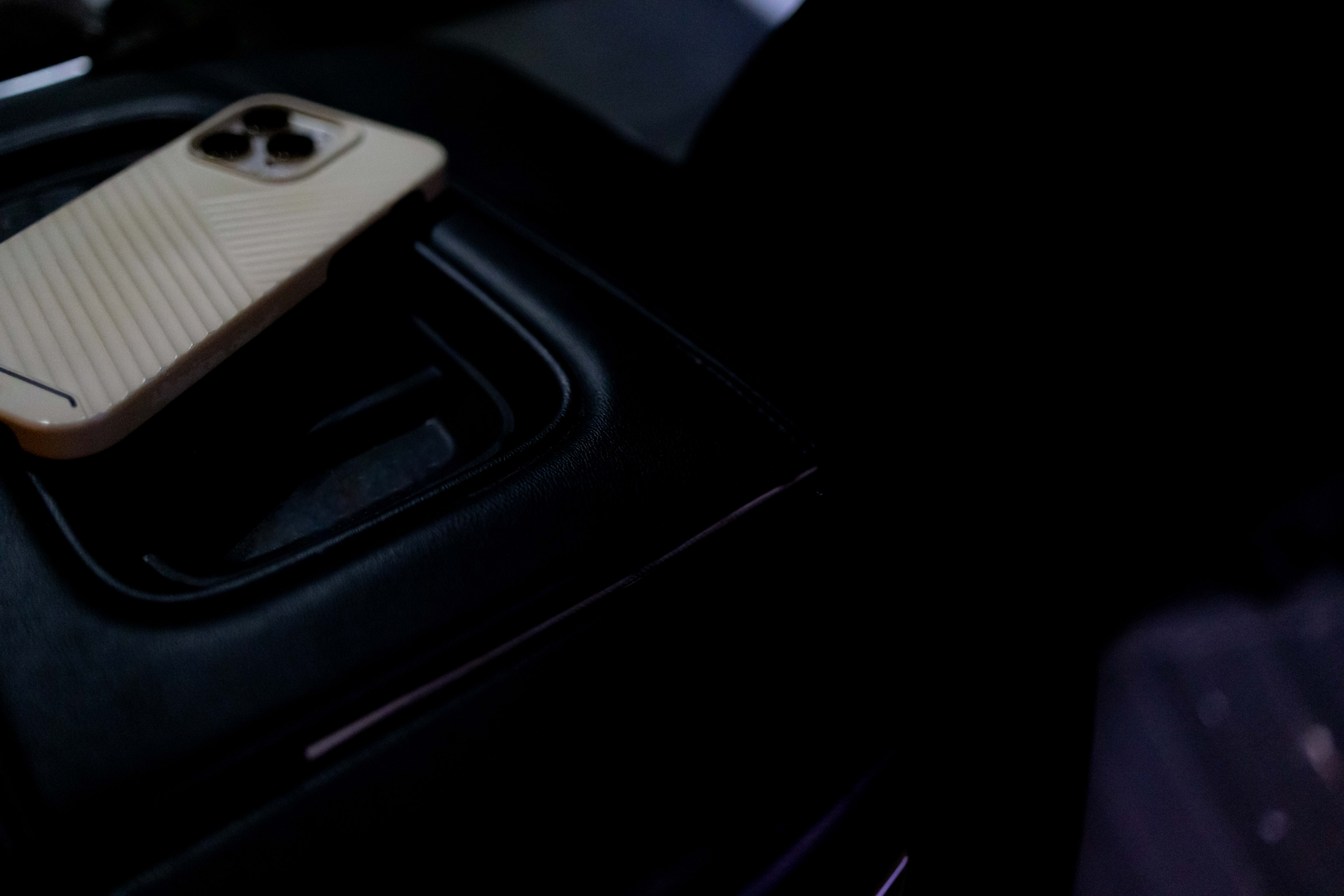 Shocking Number of States Still Don’t Have a Hands-Free Driving Law ...