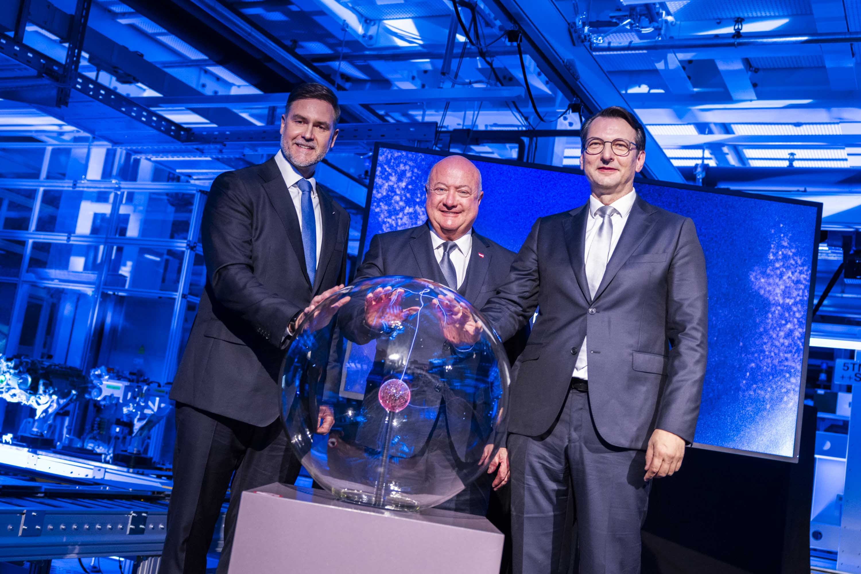 BMW Launches Gen6 Electric Motor for Neue Klasse EV Rollout - Autoblog