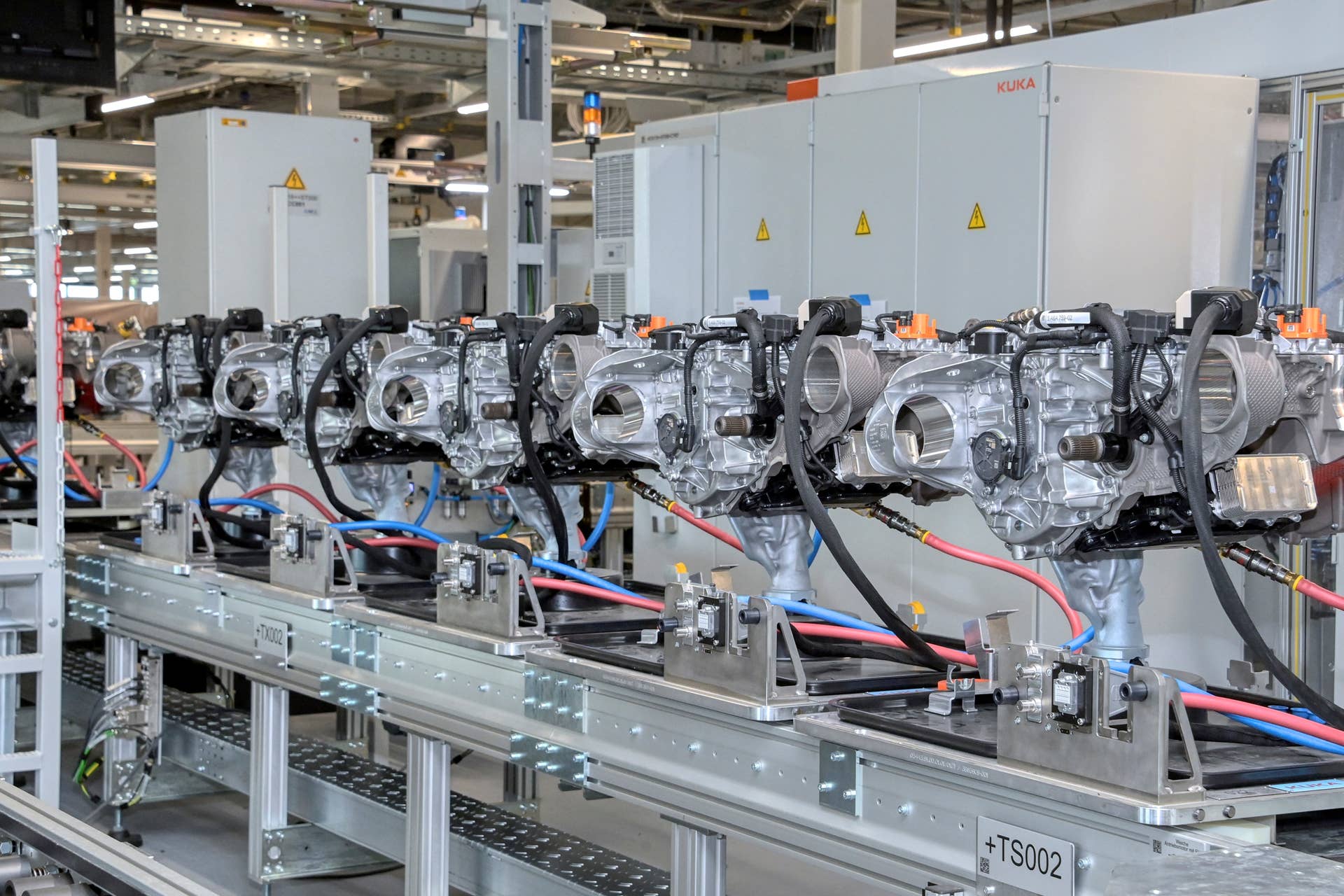 BMW Launches Gen6 Electric Motor for Neue Klasse EV Rollout - Autoblog