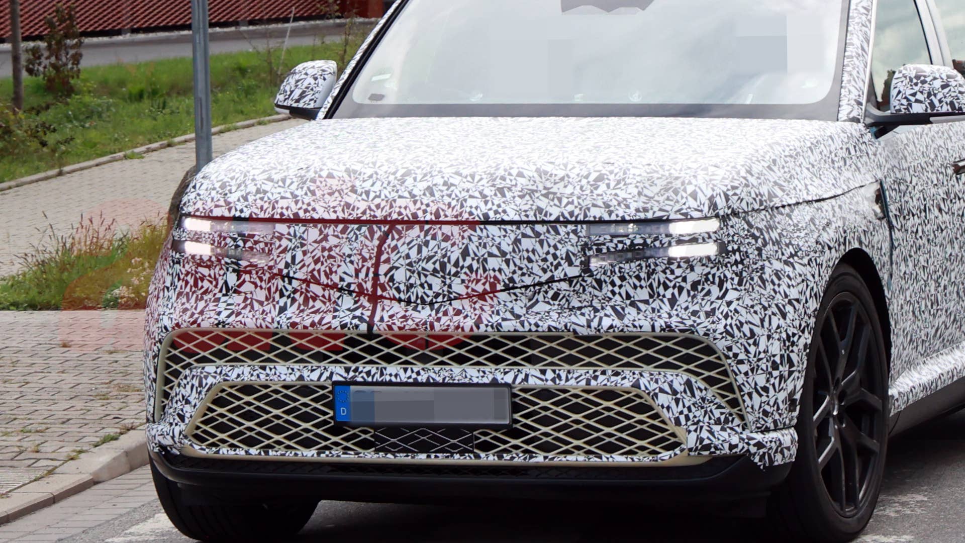 Genesis GV90 Shows Off The Bodywork That Aims To Attract Rolls-Royce ...