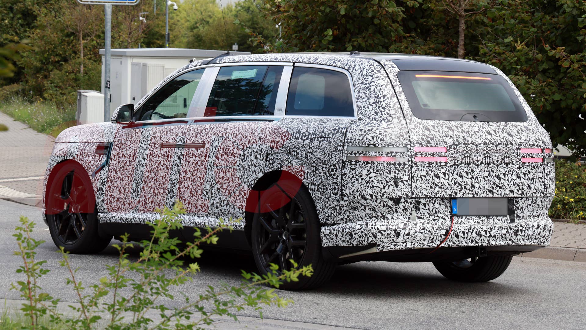 Genesis GV90 Shows Off The Bodywork That Aims To Attract Rolls-Royce ...