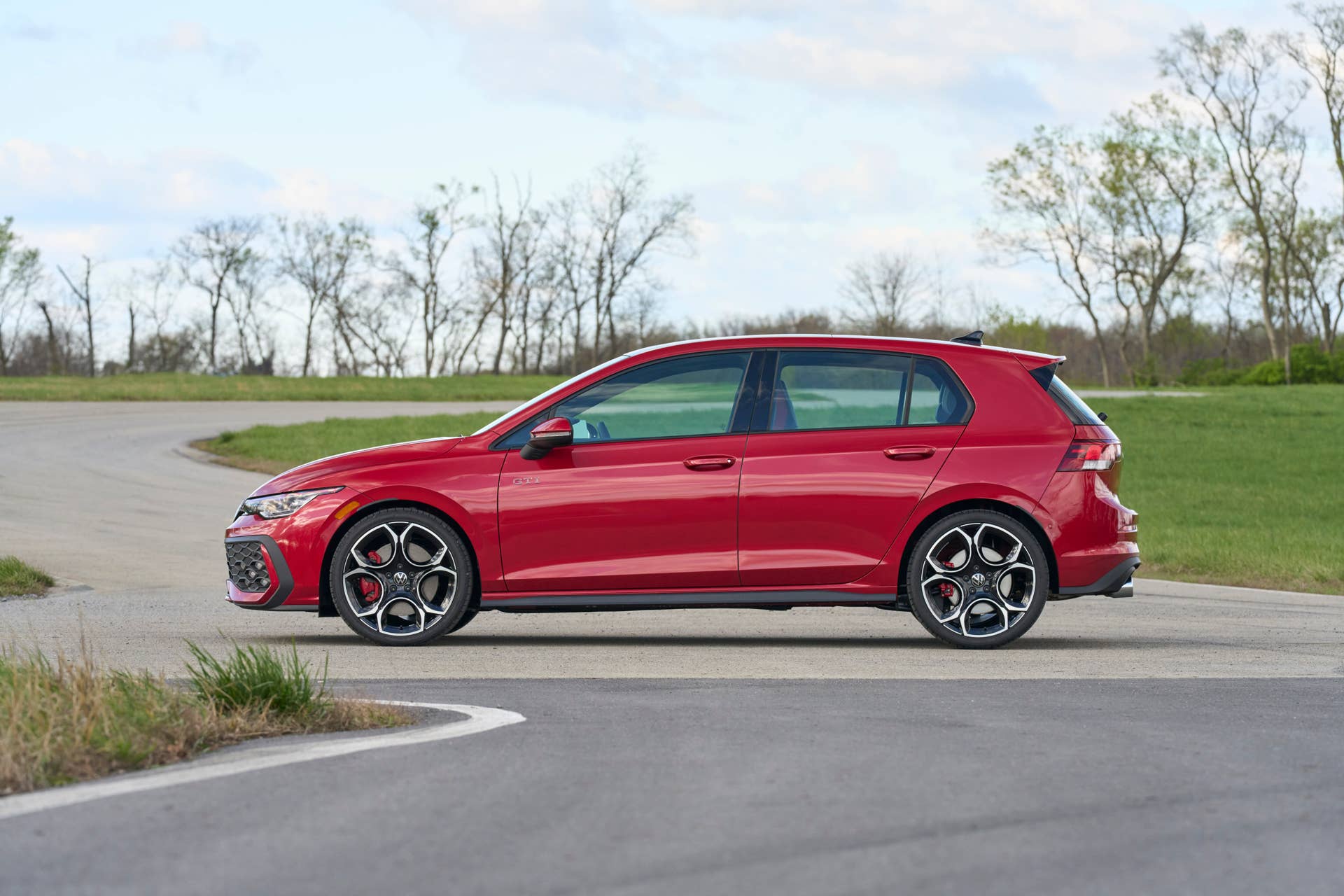 Volkswagen Drops Spicy 2025 Golf GTI Lease Deal for September - Autoblog