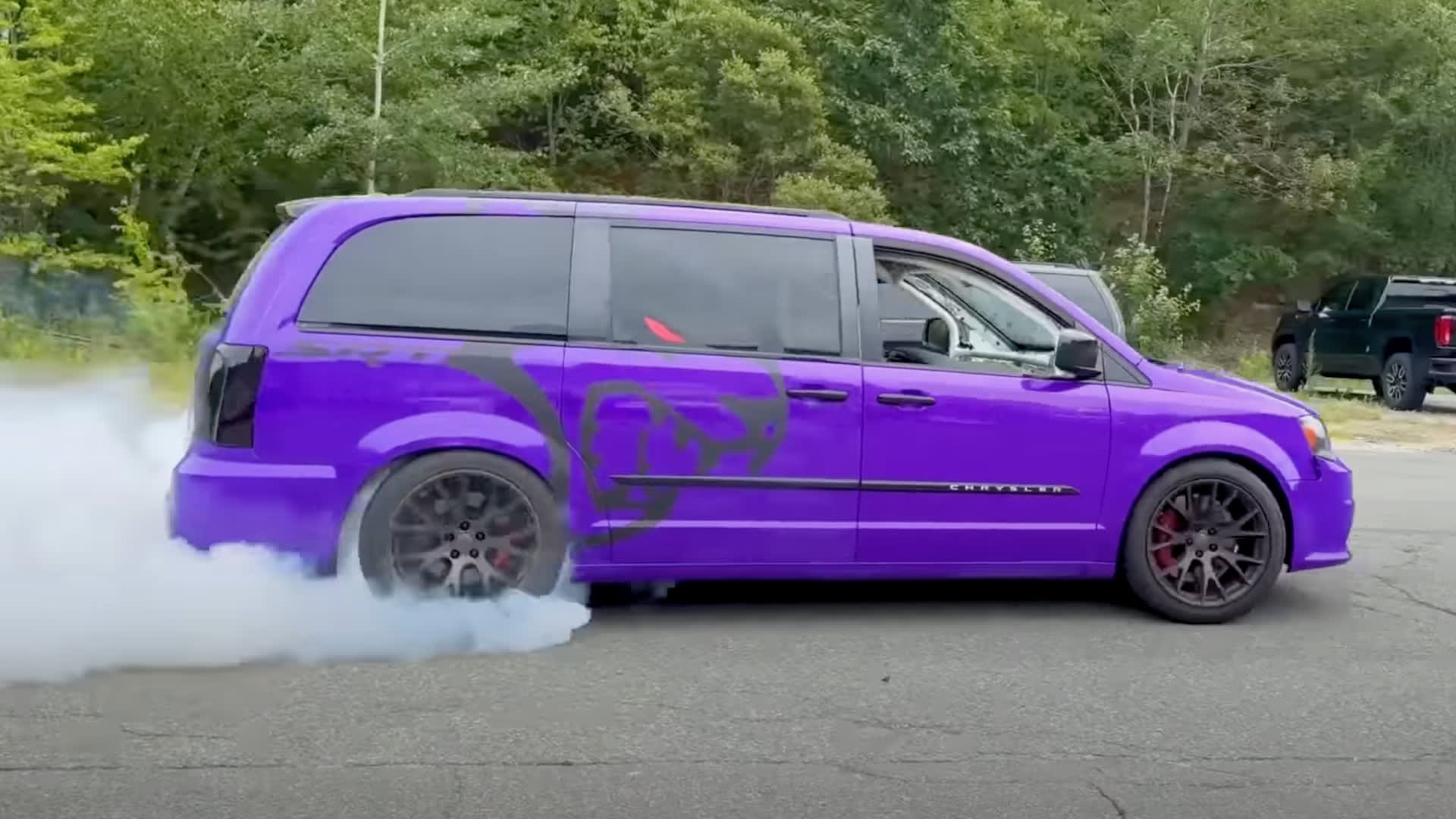 The Hellcat-Powered Minivan We've Been Waiting For Has Arrived with ...