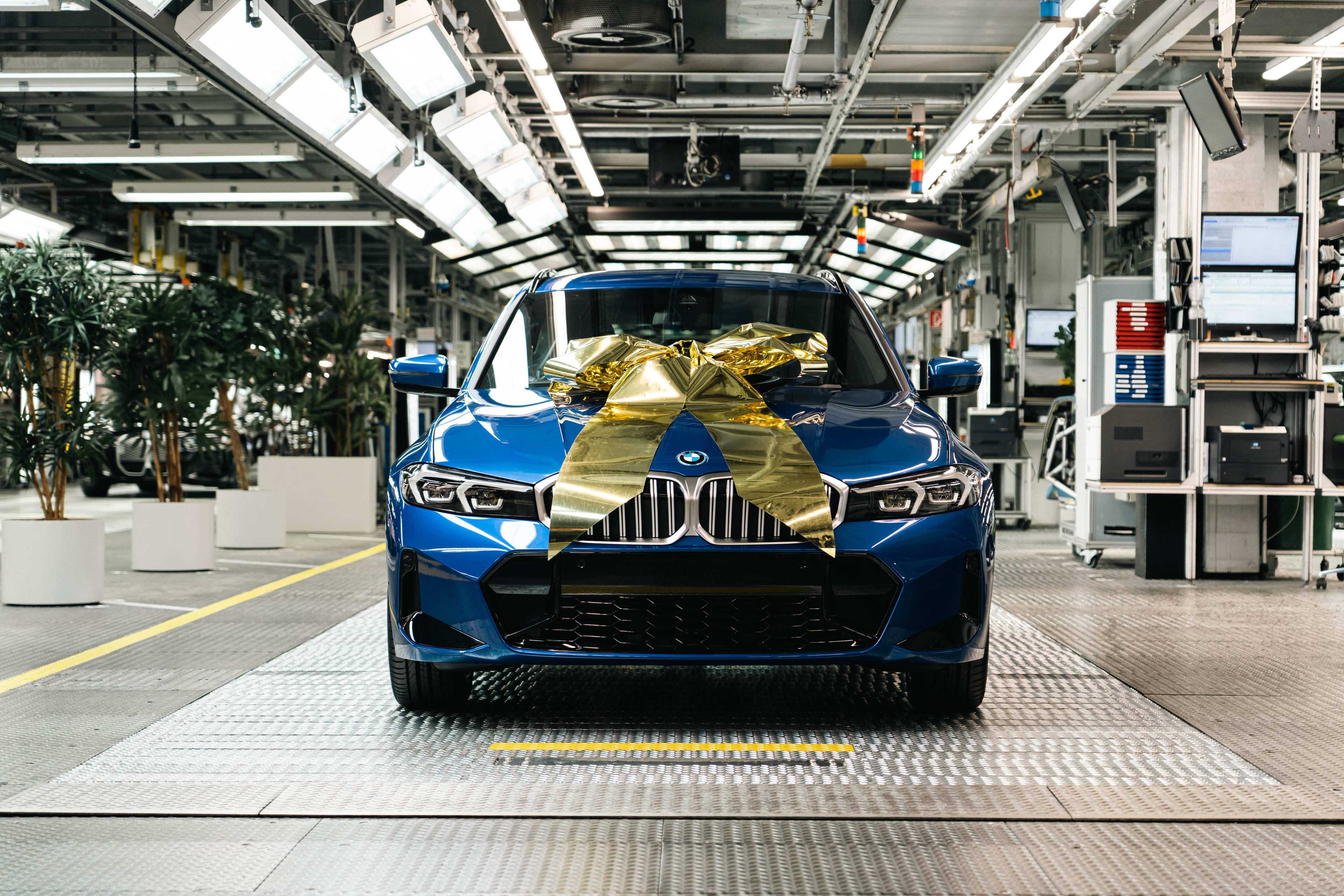 BMW Hits 3 Million Electrified Vehicle Sales — Hybrids Keep The Numbers ...