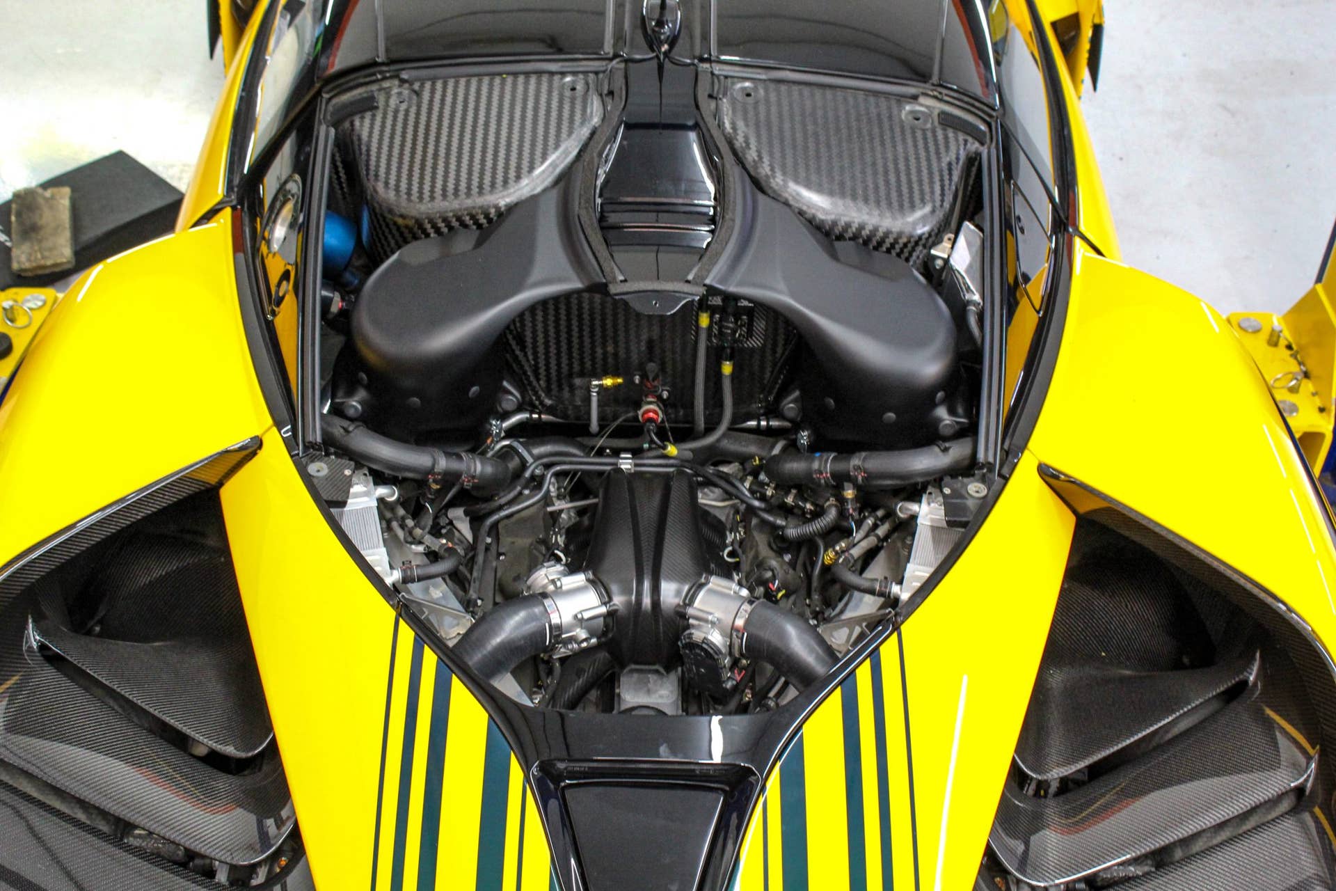 2020 McLaren Senna GTR For Sale With Only 546 Miles - Autoblog