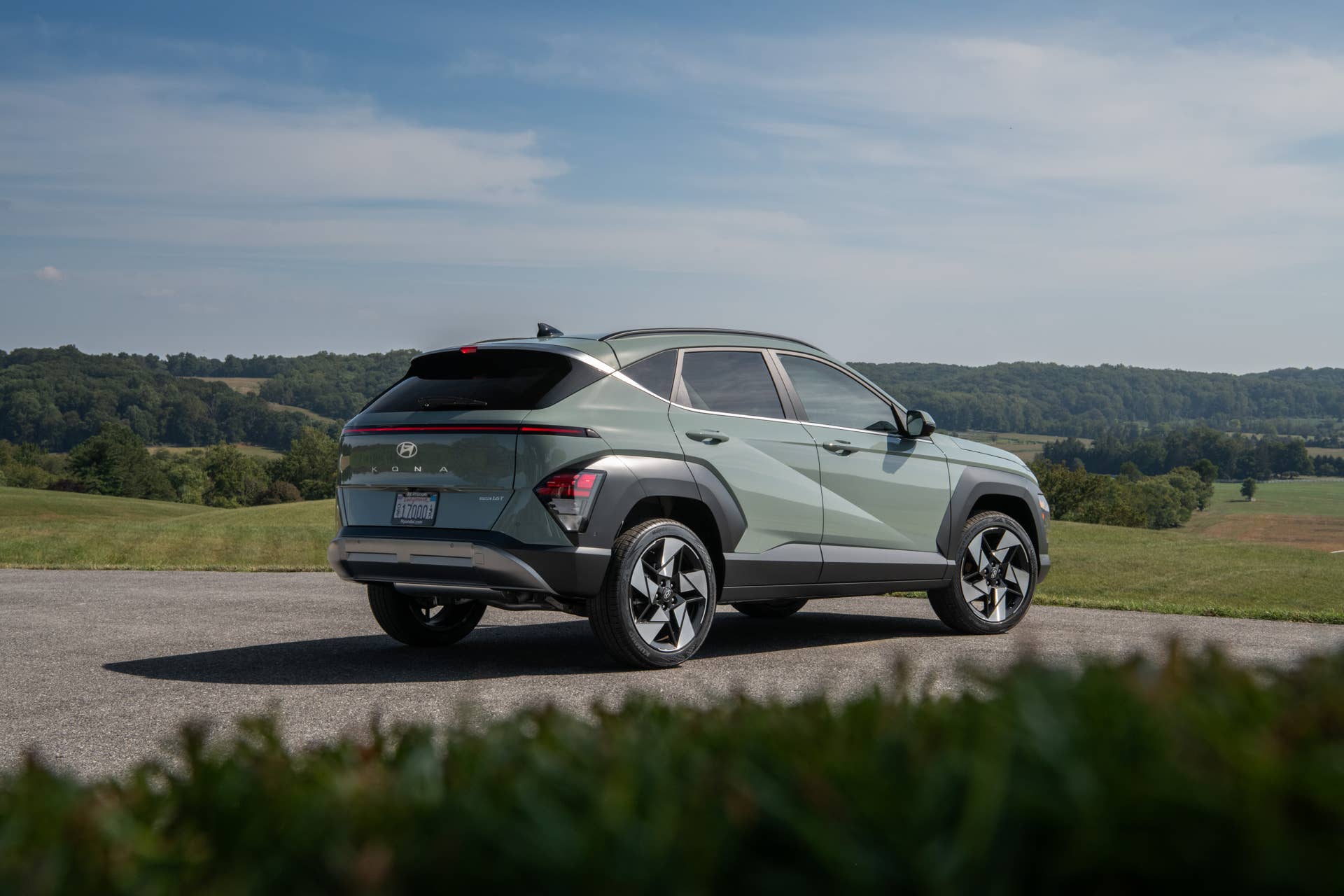 Surprising Kona Vs Corolla Cross Pictures
