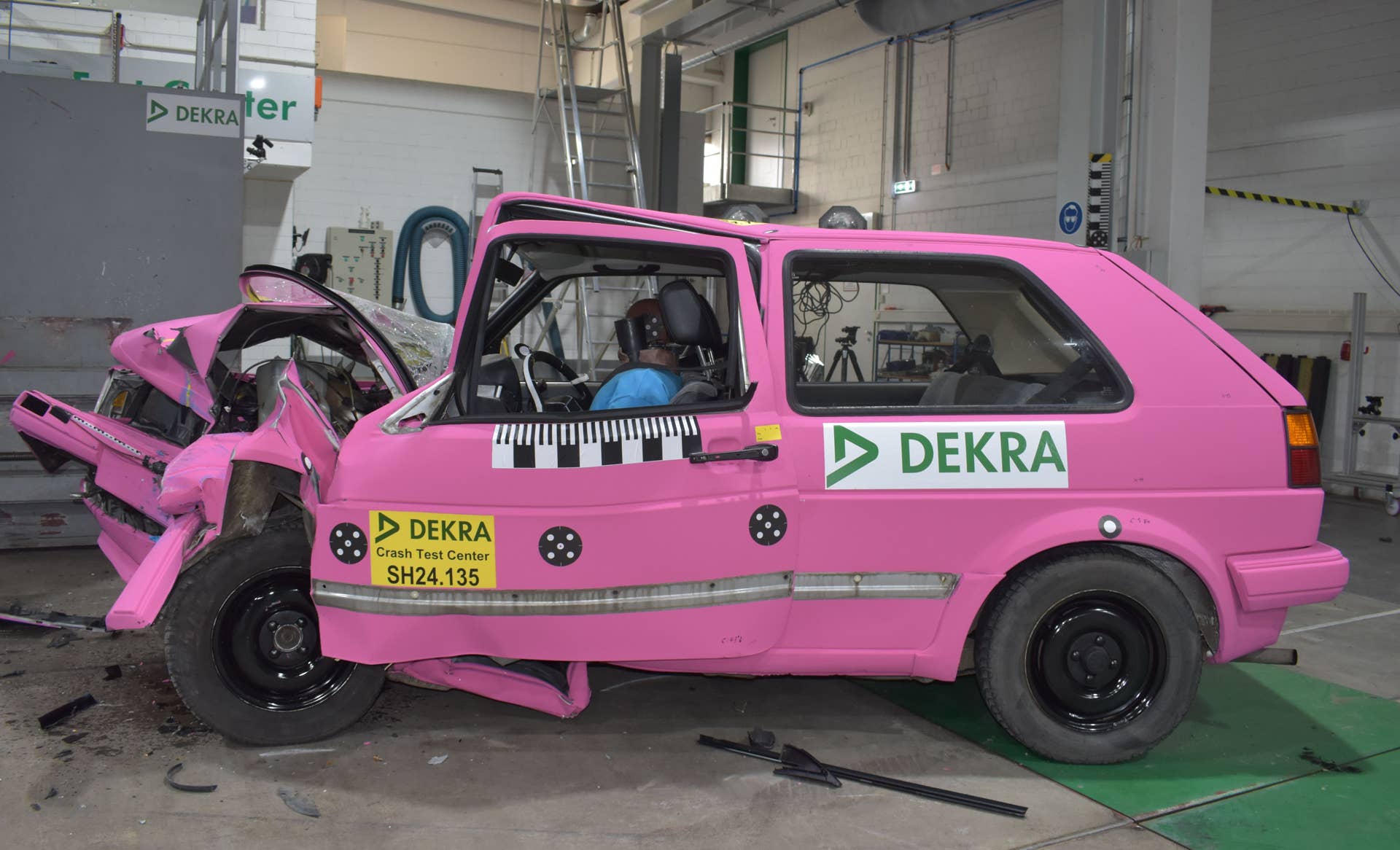This Is What Happens When You Crash A Classic Car - Autoblog