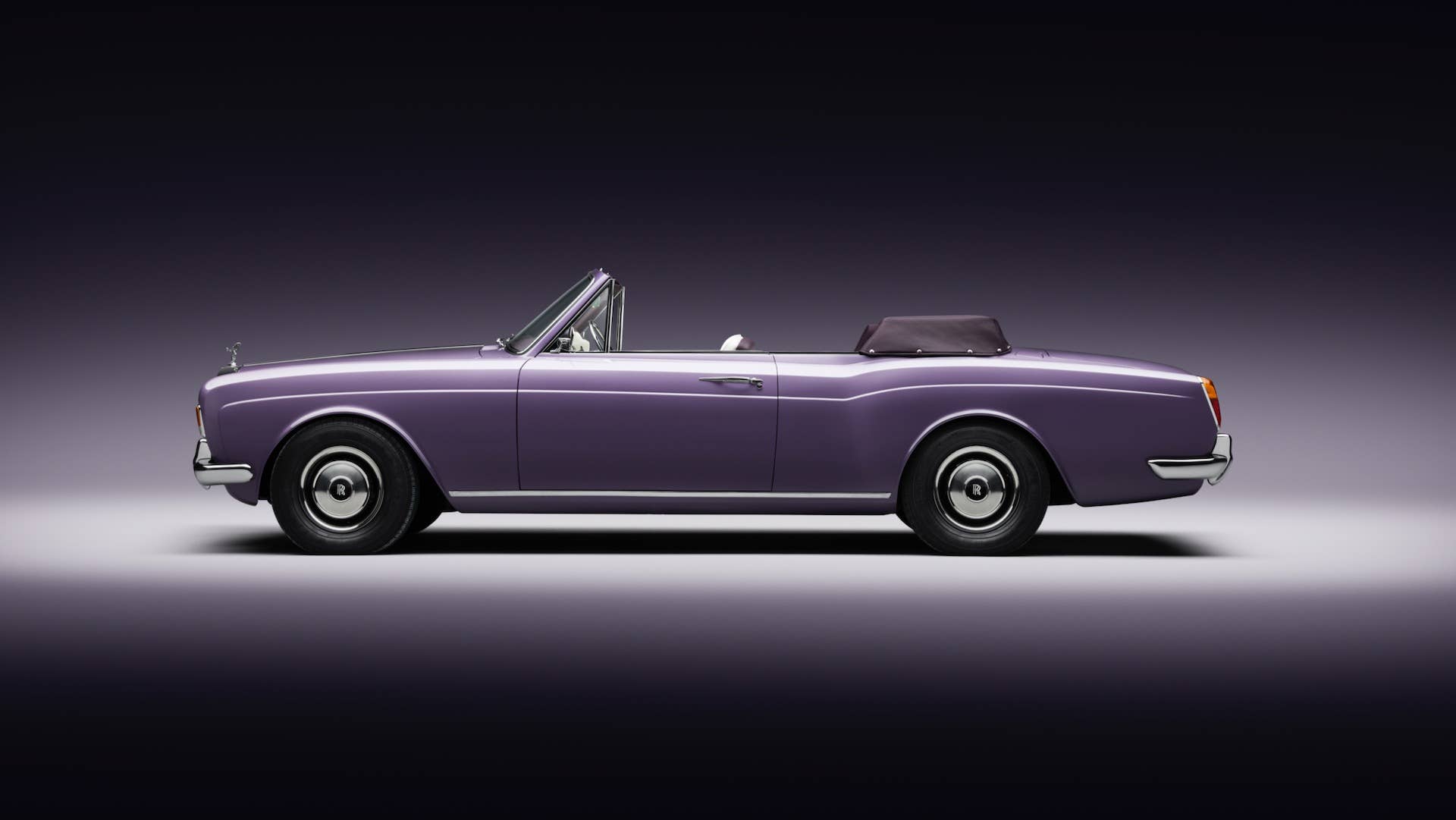 Classic Rolls-Royce Corniche Restomod Packs 500 HP and 300 Miles of ...