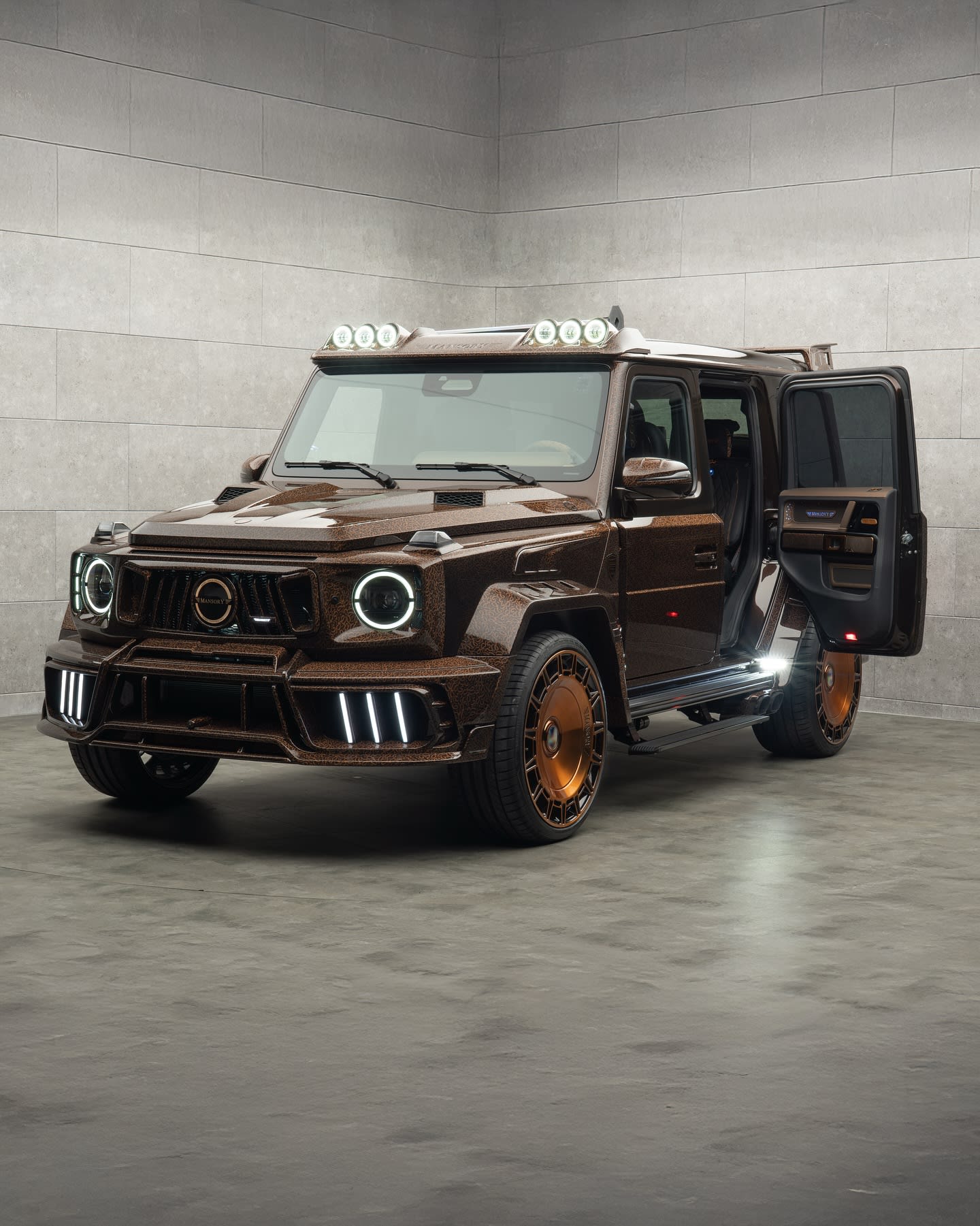 Mansory Just Turned a Mercedes G63 Into an Arabian Supercar on Steroids ...