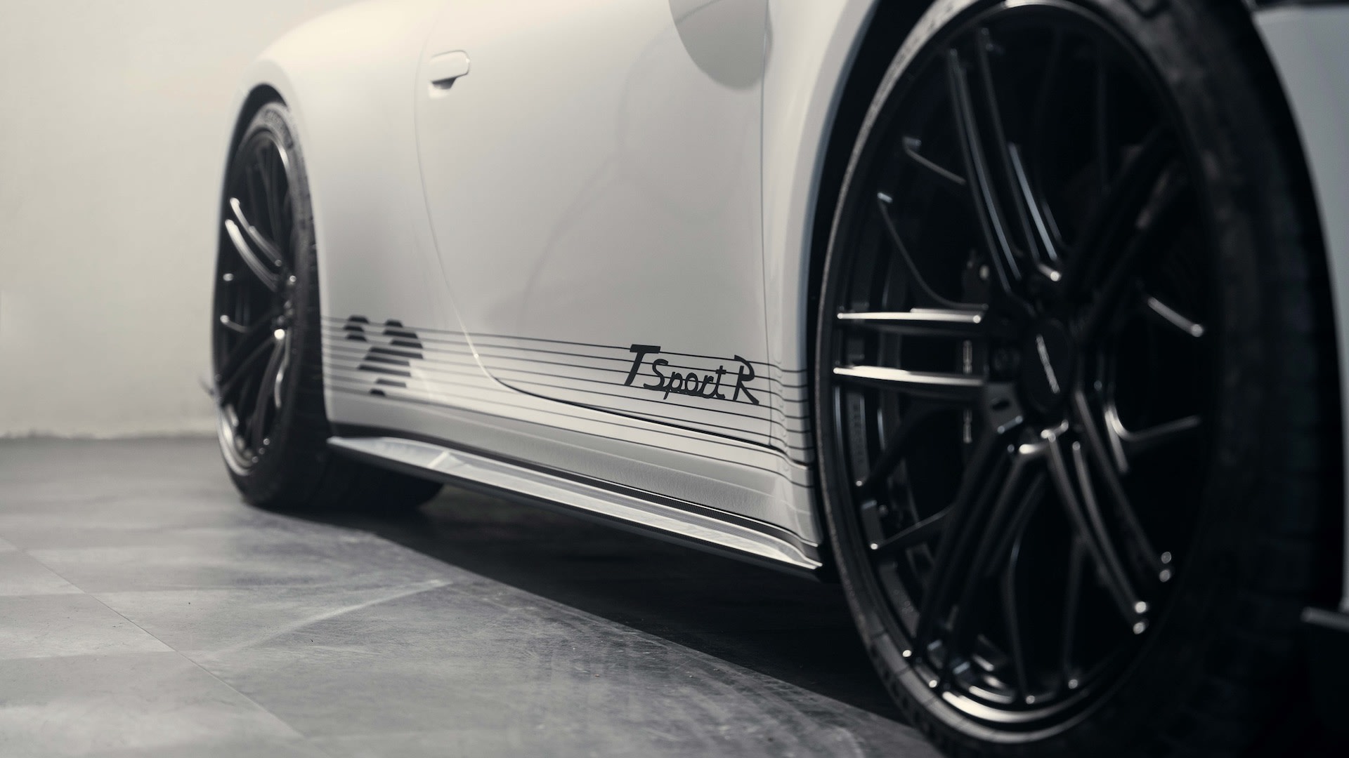 Techart Just Turned the Porsche 911 Carrera T Into a 498-HP Rocket ...