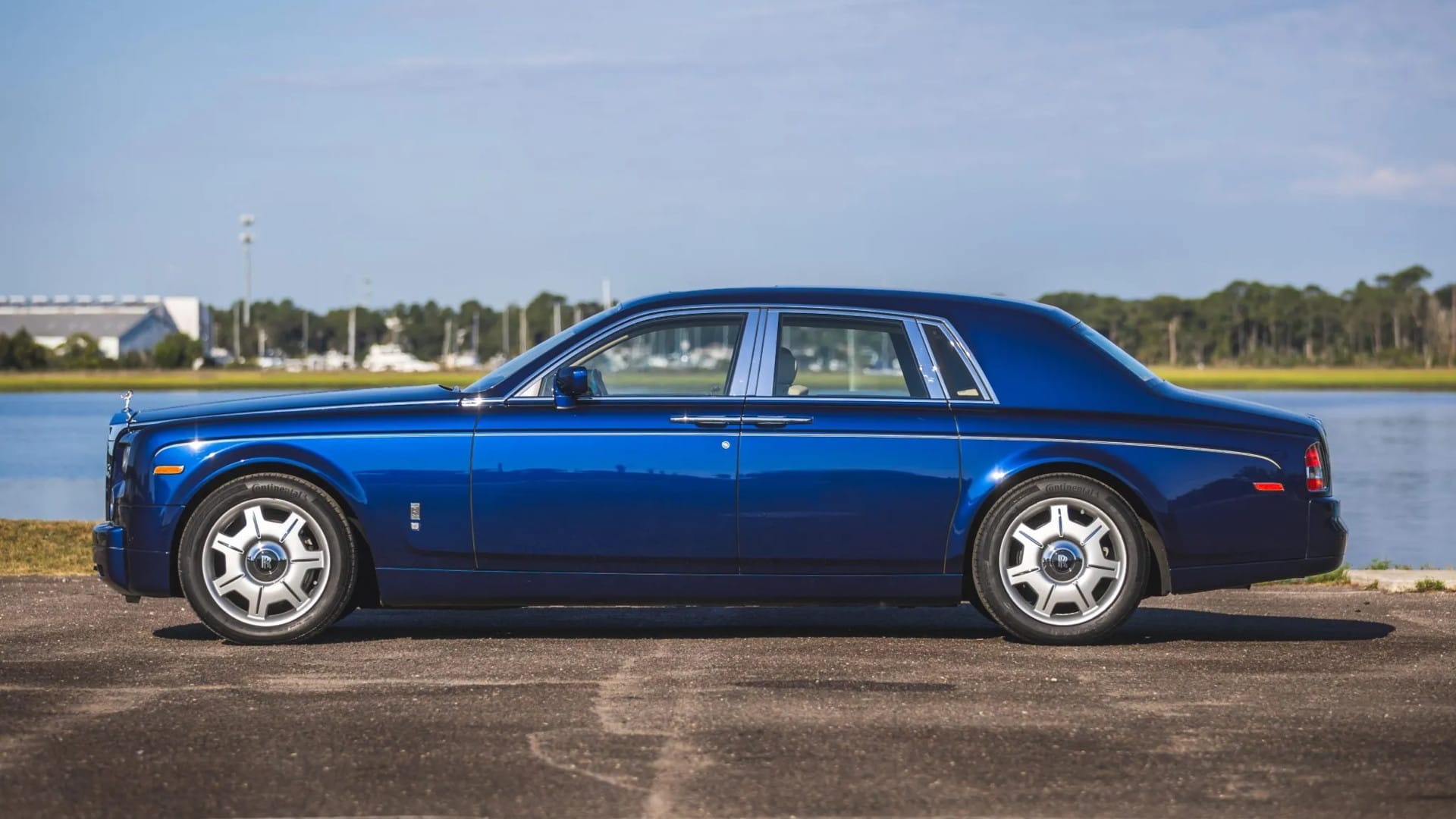 For Sale: A V12-Powered Rolls-Royce Phantom For Under 60 Grand Is A ...