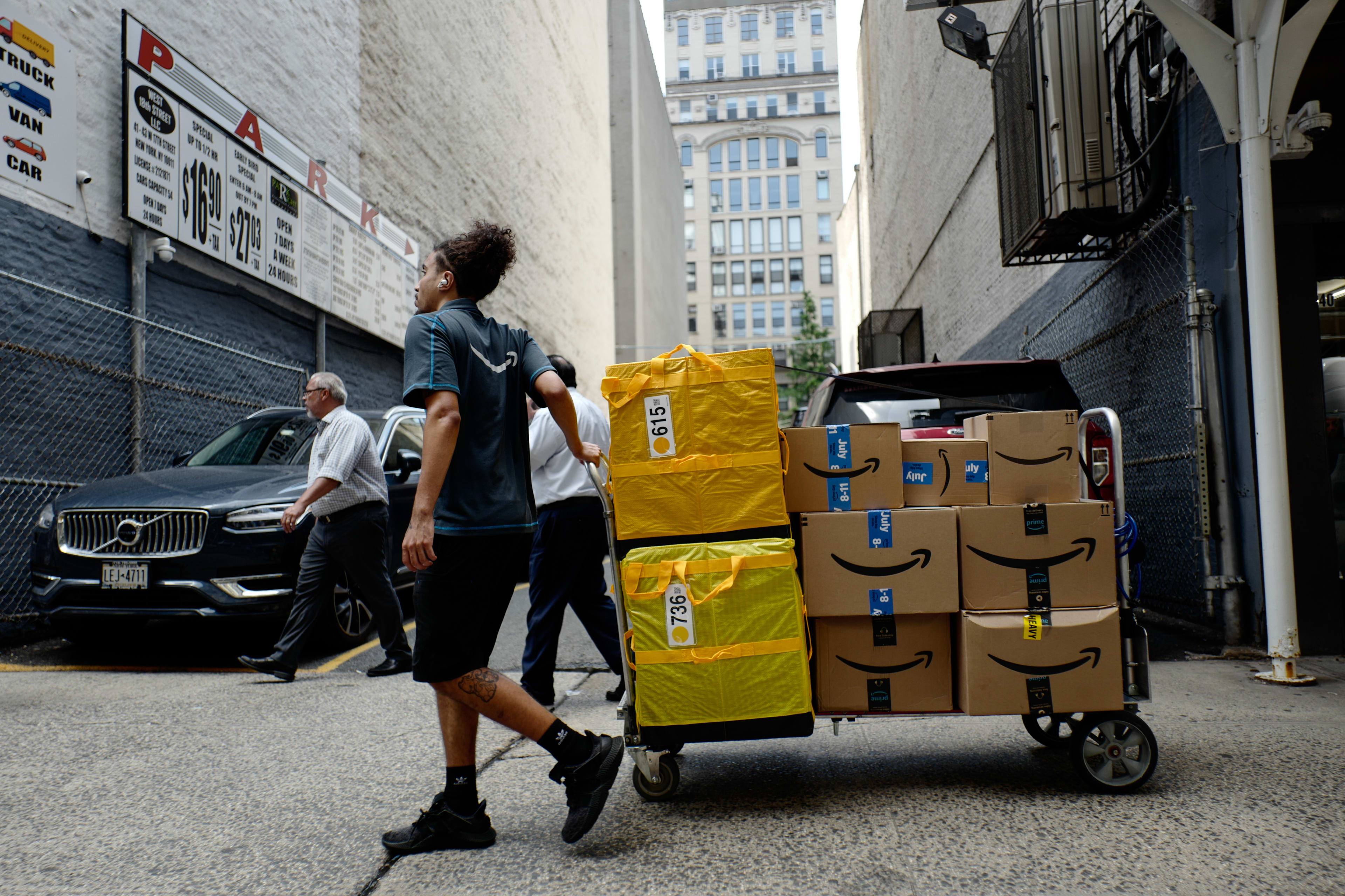 The Comoware Cordless Drill Set Is $32 - Autoblog