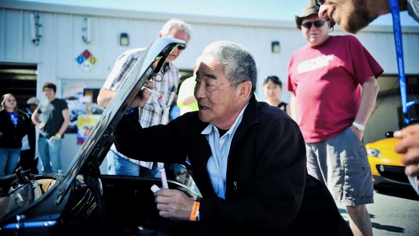 Tsutomu ‘Tom’ Matano, Father of the Mazda Miata, Dies at 76 - Autoblog