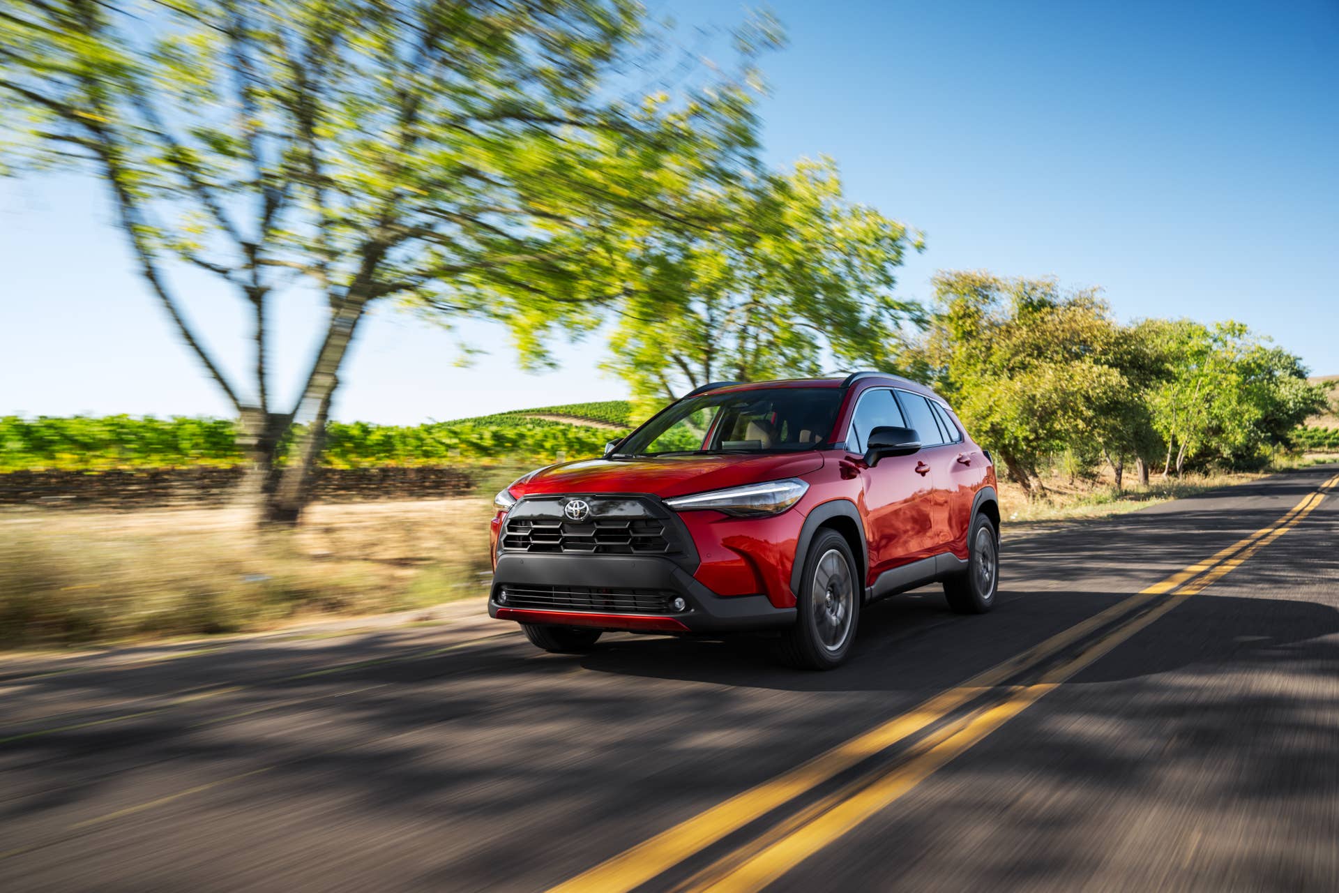 2026 Toyota Corolla Cross Vs. 2026 Toyota RAV4: 5 Major Differences ...