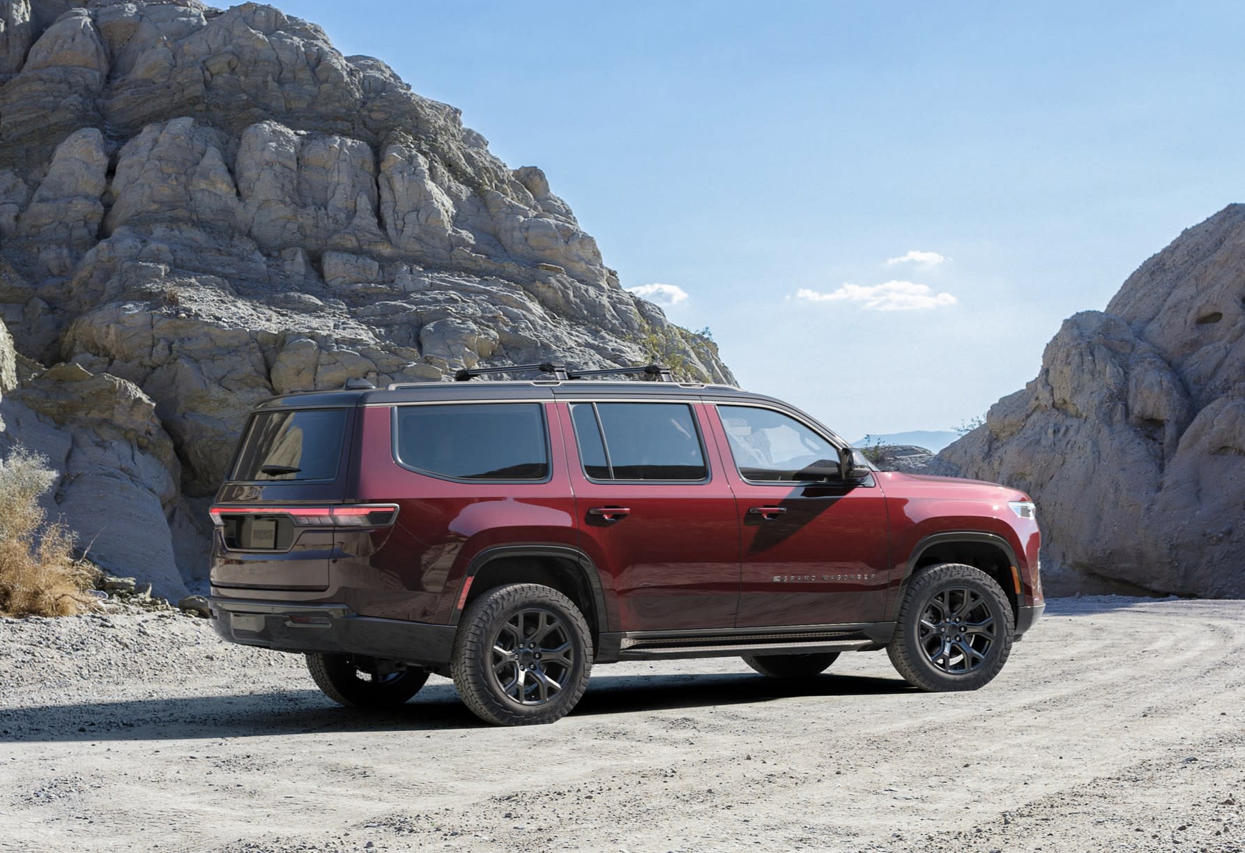 Jeep Pulled Its Plug-In Hybrids, Then Unveiled a Grand Wagoneer 4xe ...