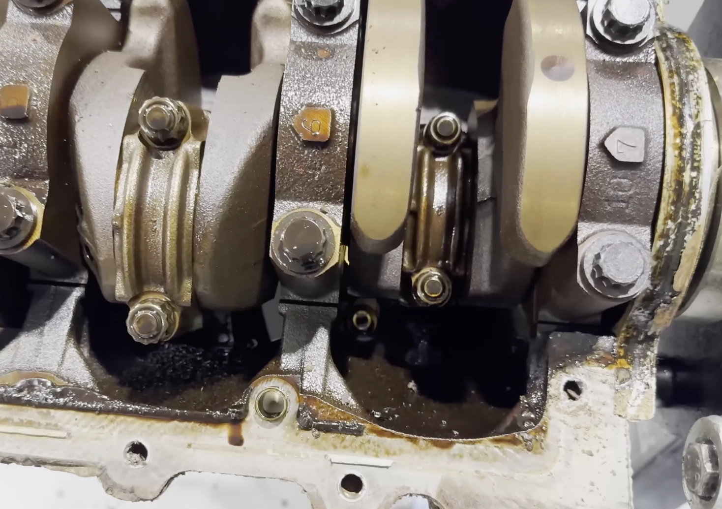 Teardown Reveals Why Toyota’s Legendary 1FZ-FE Engine Lasts Forever ...