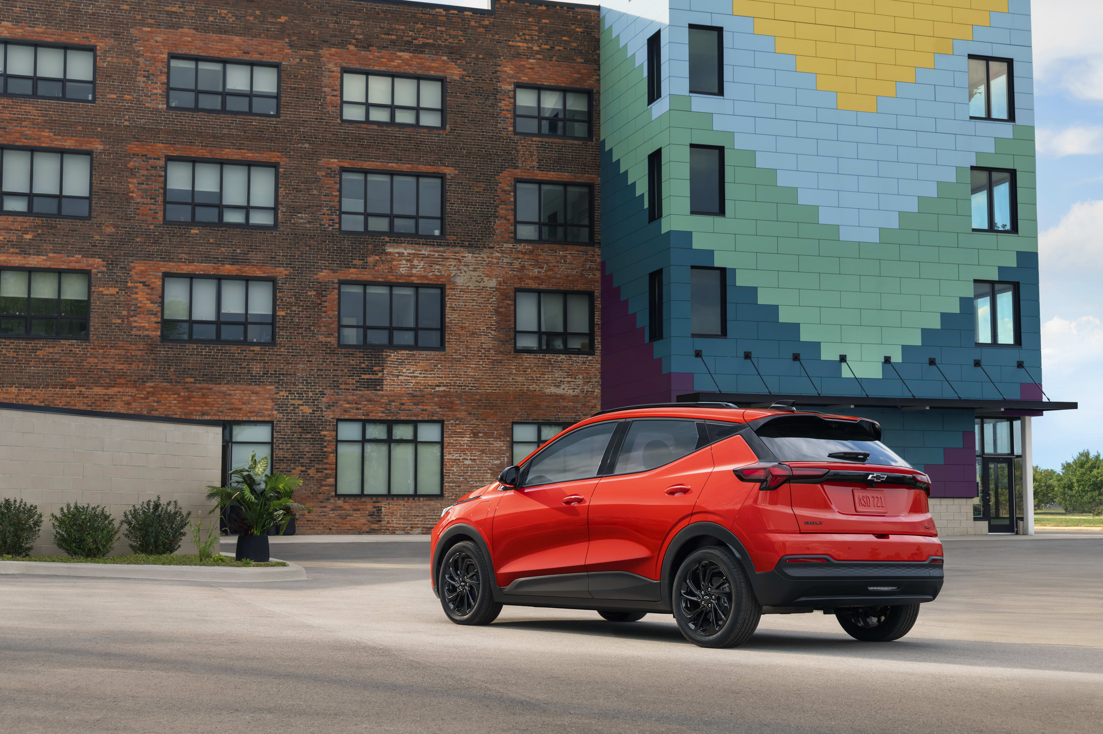 Cheaper Batteries, Cheaper EVs: The New Chevy Bolt Goes LFP, And So Do ...