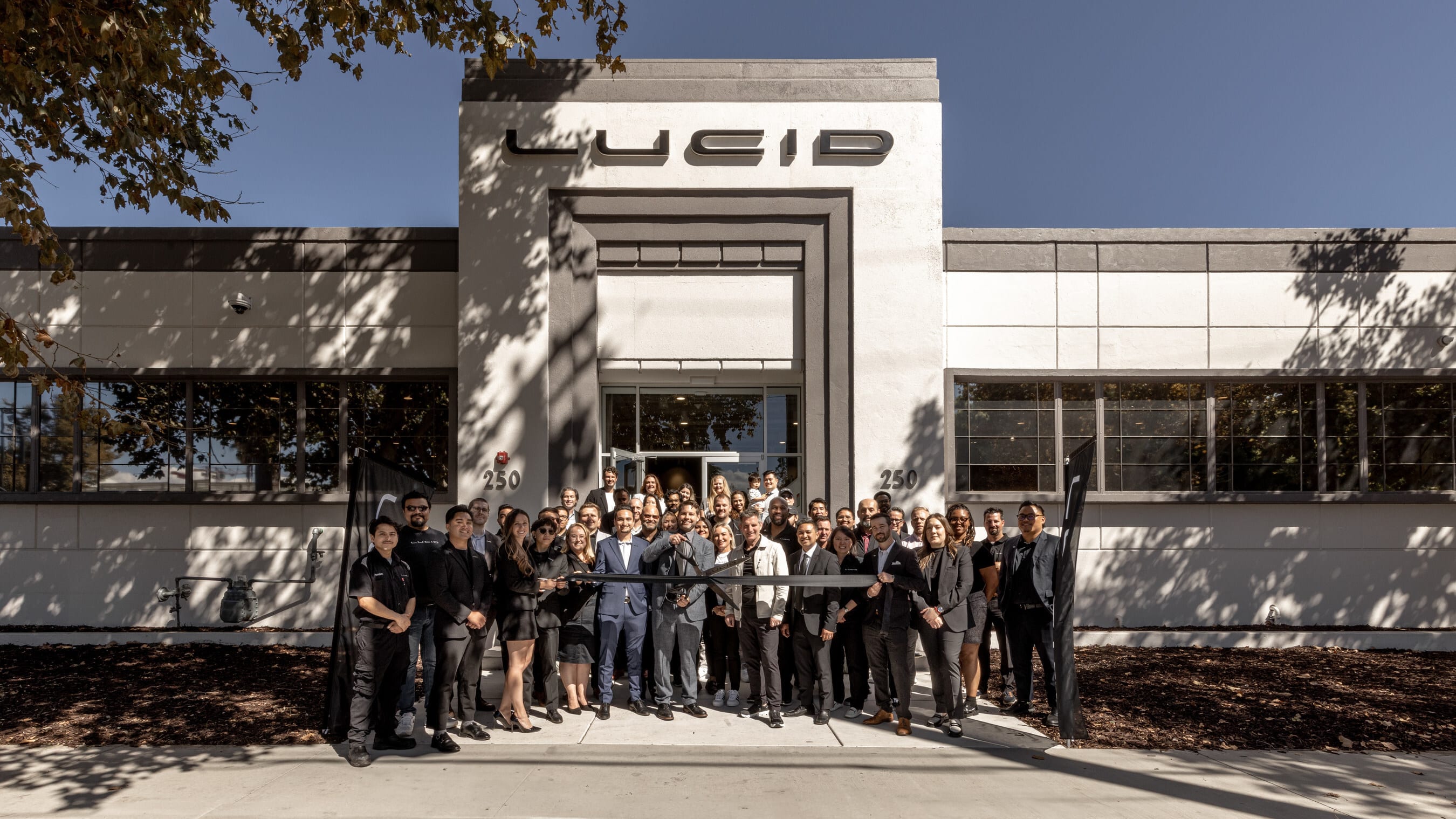 Lucid Bets Big in Tesla Territory | New Studios and Service Centers ...