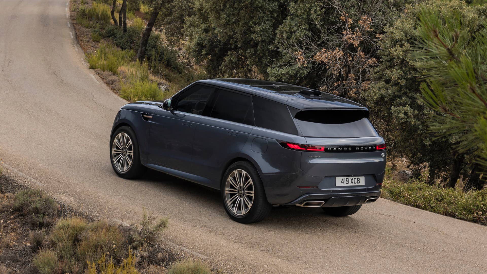 I Drove A Range Rover Sport Without A V8, Here's My Honest Review ...