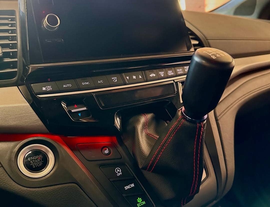 This 550-HP Honda Odyssey Type R Is the Ultimate Sleeper Minivan - Autoblog