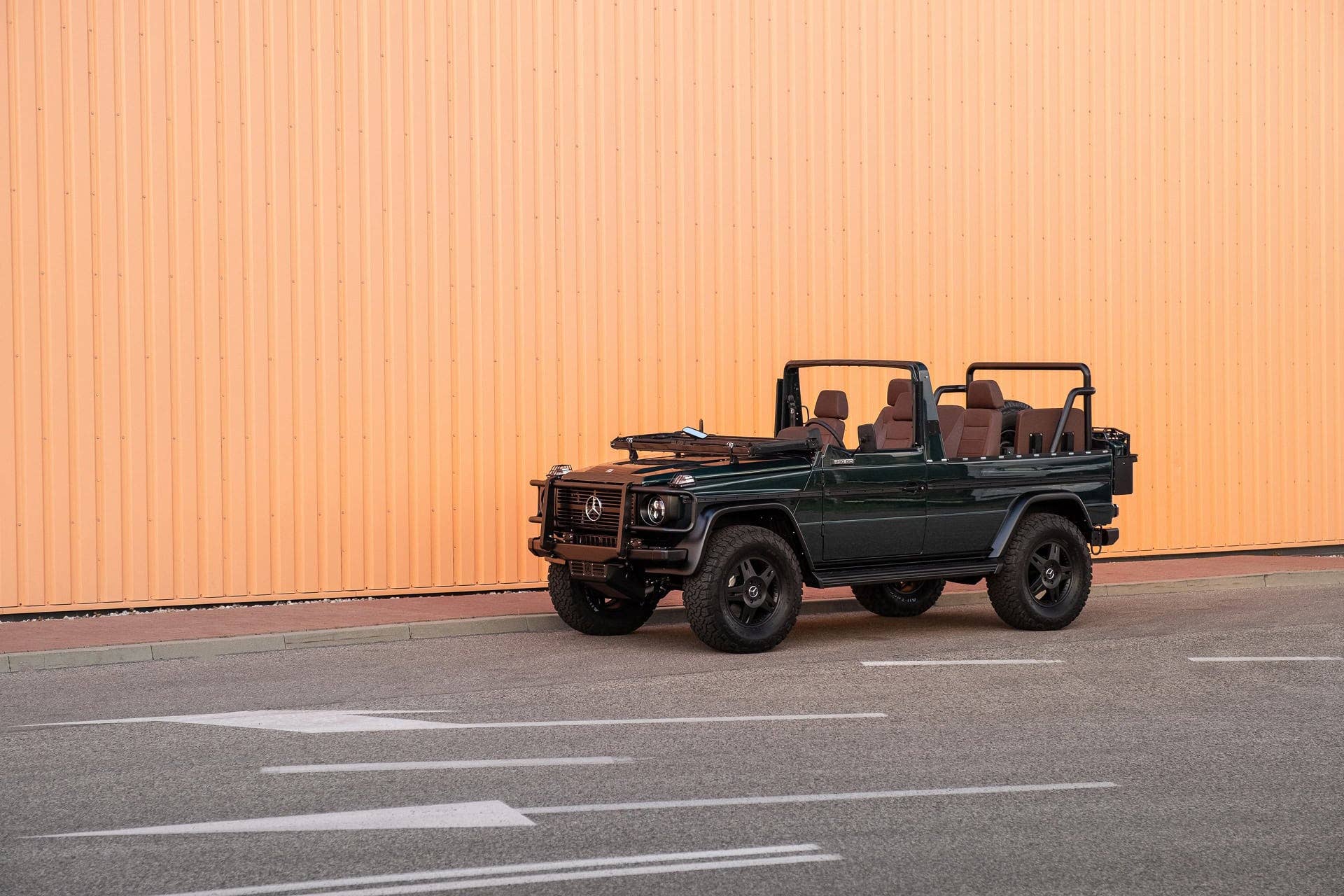 This $250K G-Wagen Cabriolet Restomod Seats Eight With the Top Down ...