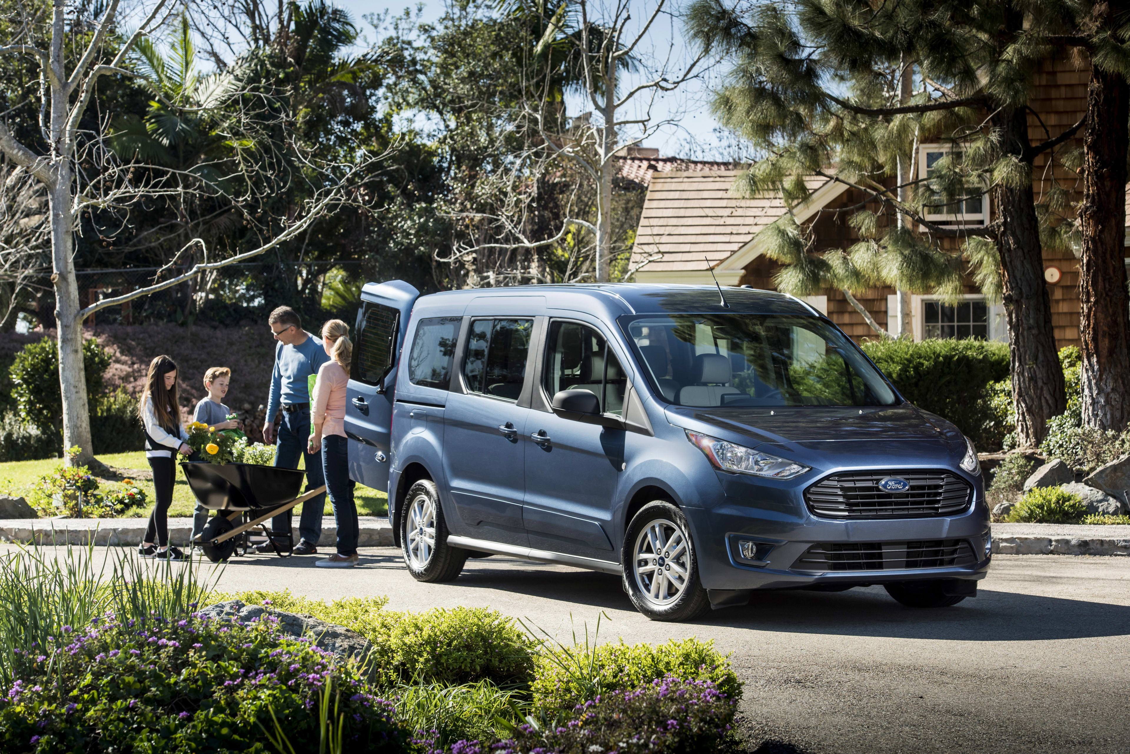 Ford Transit Connect Revival: Why Ford Should Capitalize on Van Culture ...