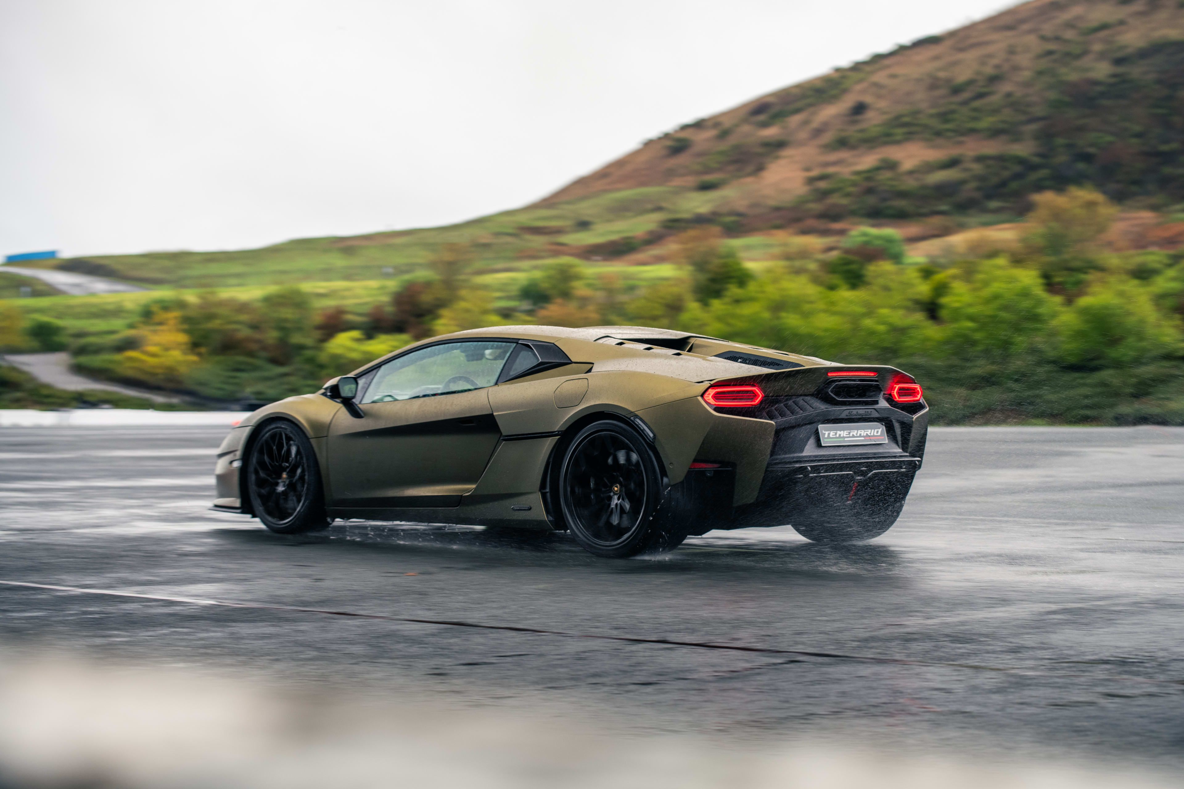 Lamborghini's 10,000-RPM V8 Will Live Longer Than The Temerario Itself ...