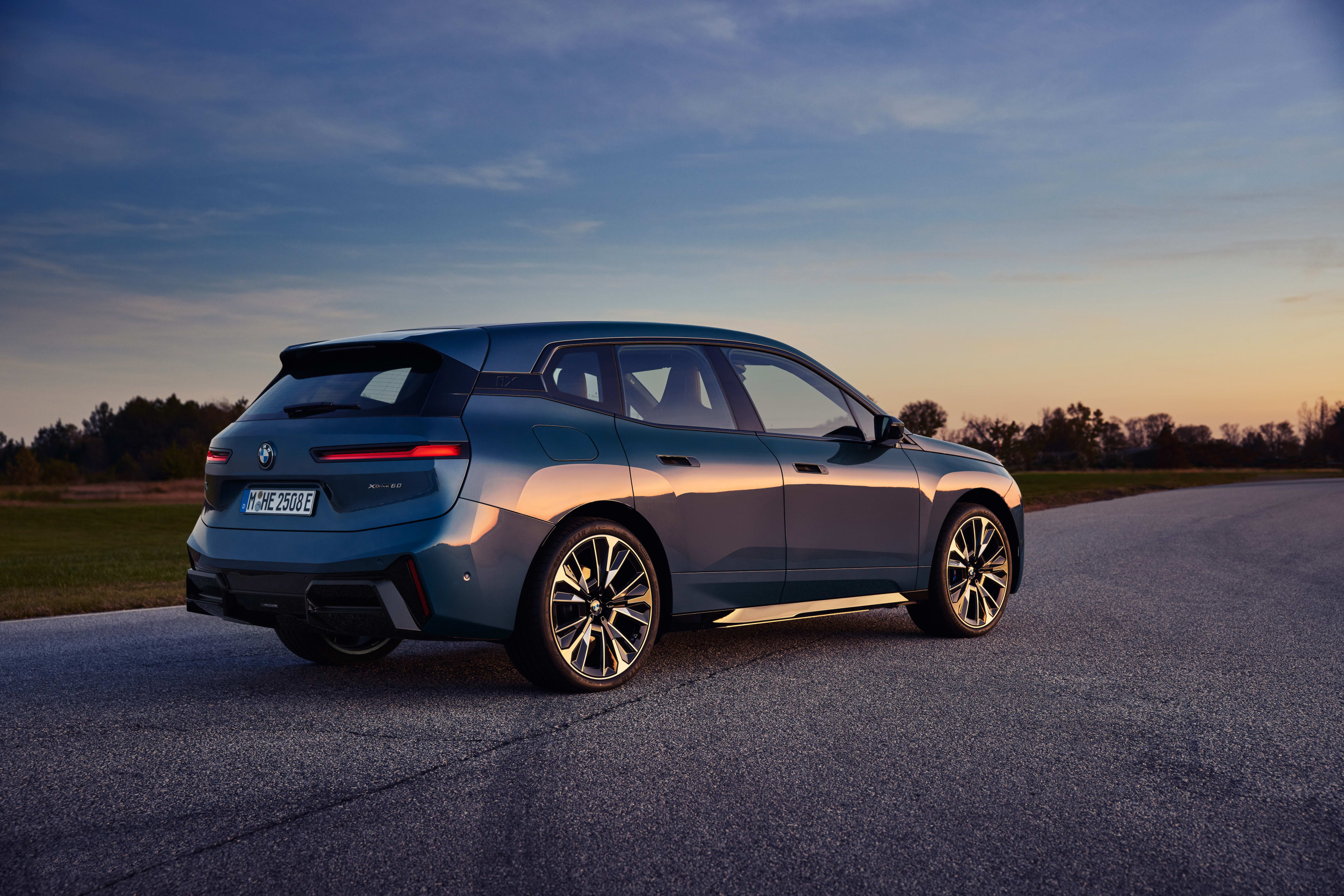 2026 BMW iX January Lease is a Better Deal Than Mercedes EQE and Tesla ...