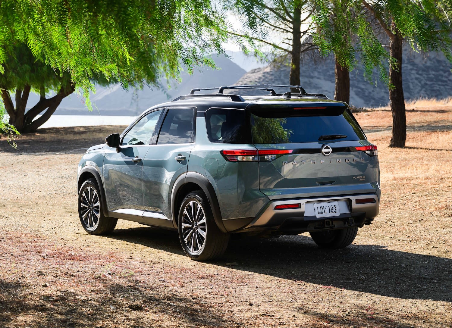 Nissan Pathfinder Could Return to Its Roots as a Body-on-Frame SUV ...