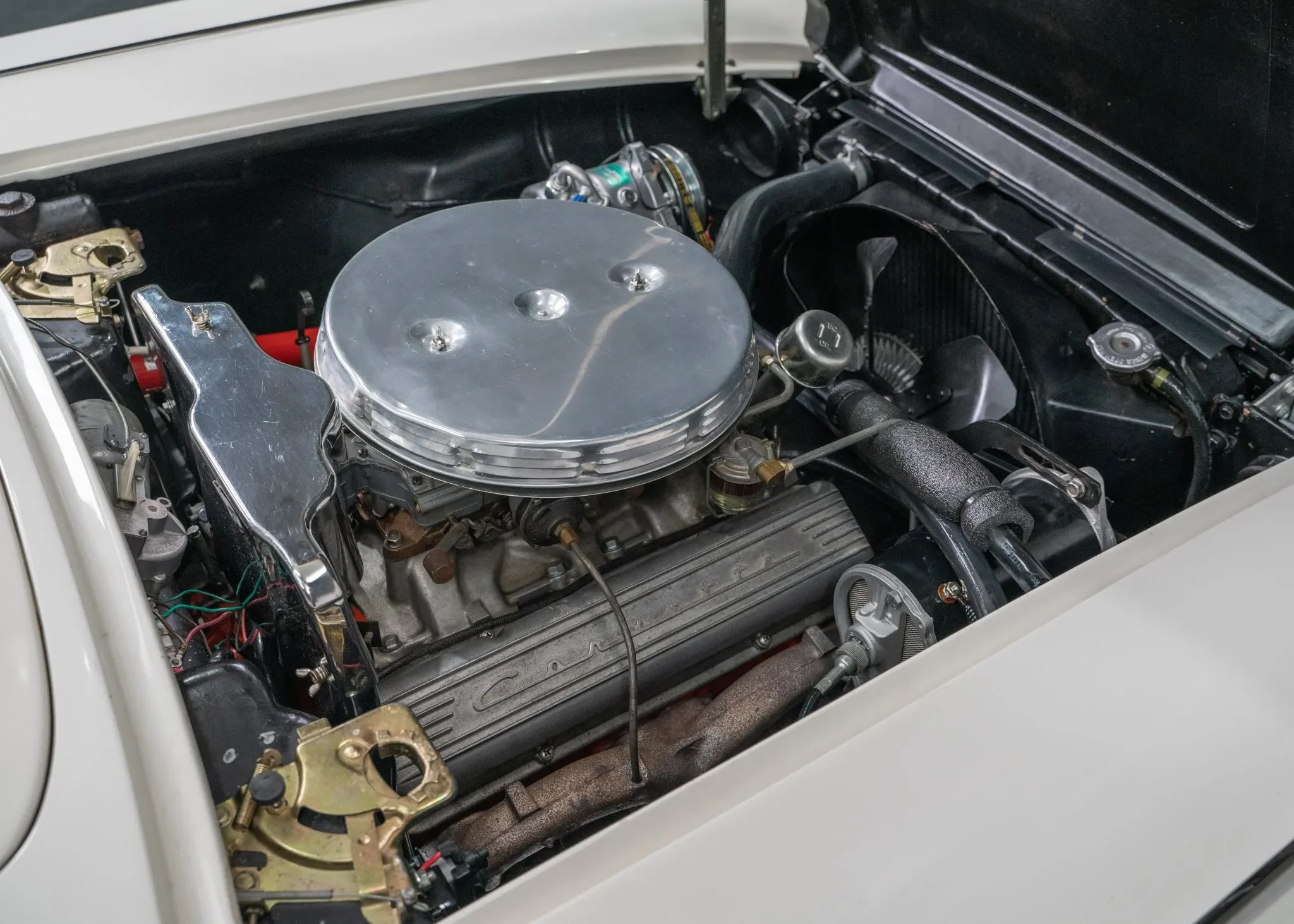 1960 corvette stingray engine