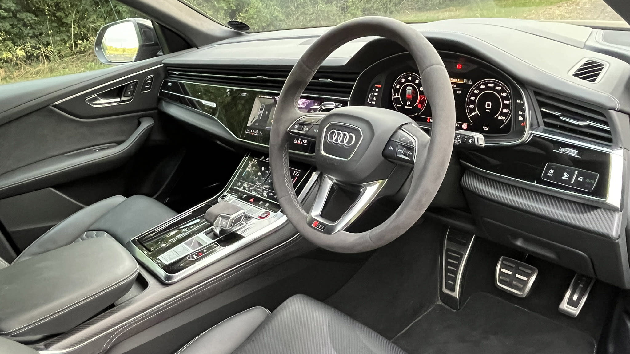 5 Things You Need to Know About the 2025 Audi RS Q8 - Autoblog