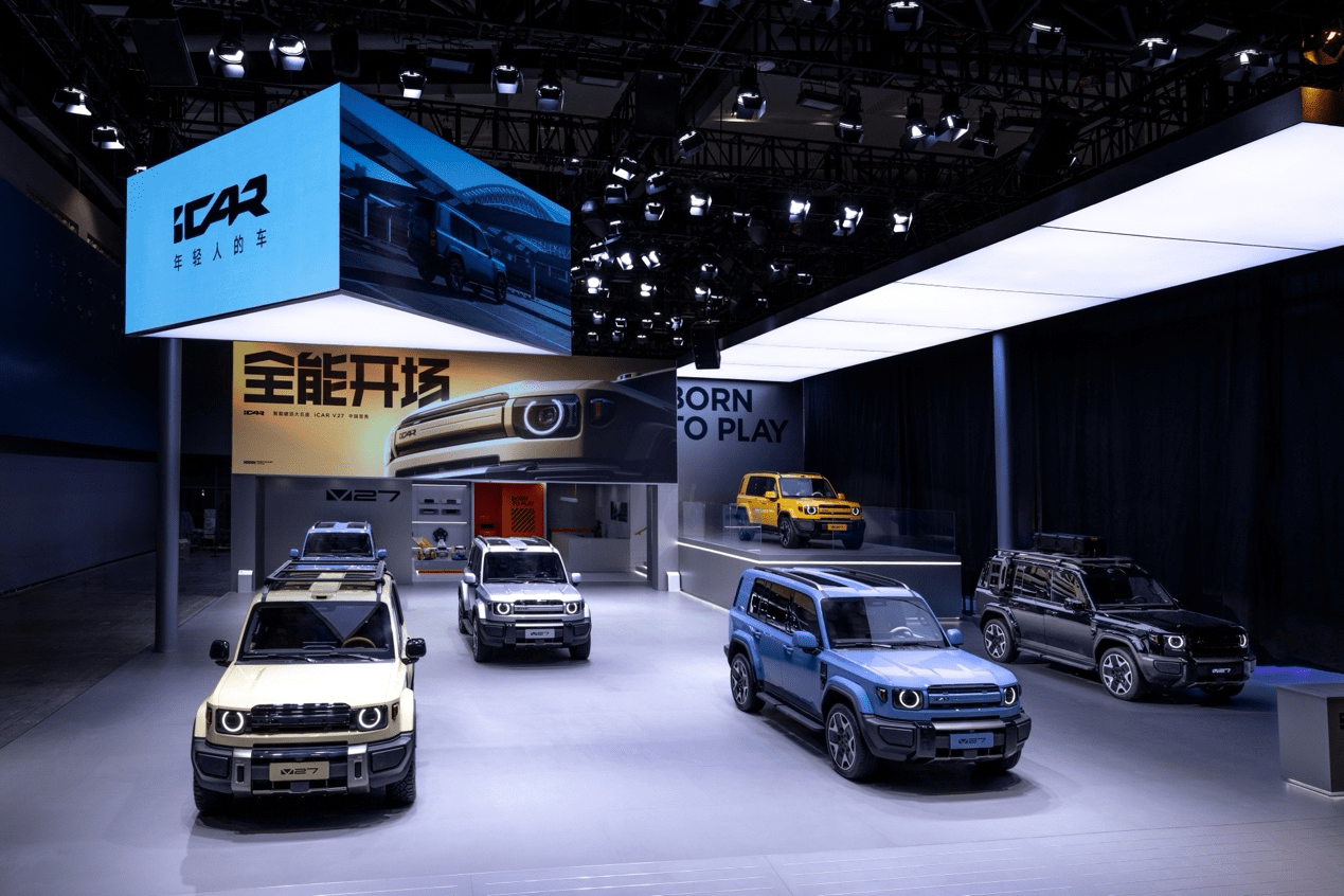 China Unveils $30K Land Rover Defender Lookalike With a 745-Mile Range ...