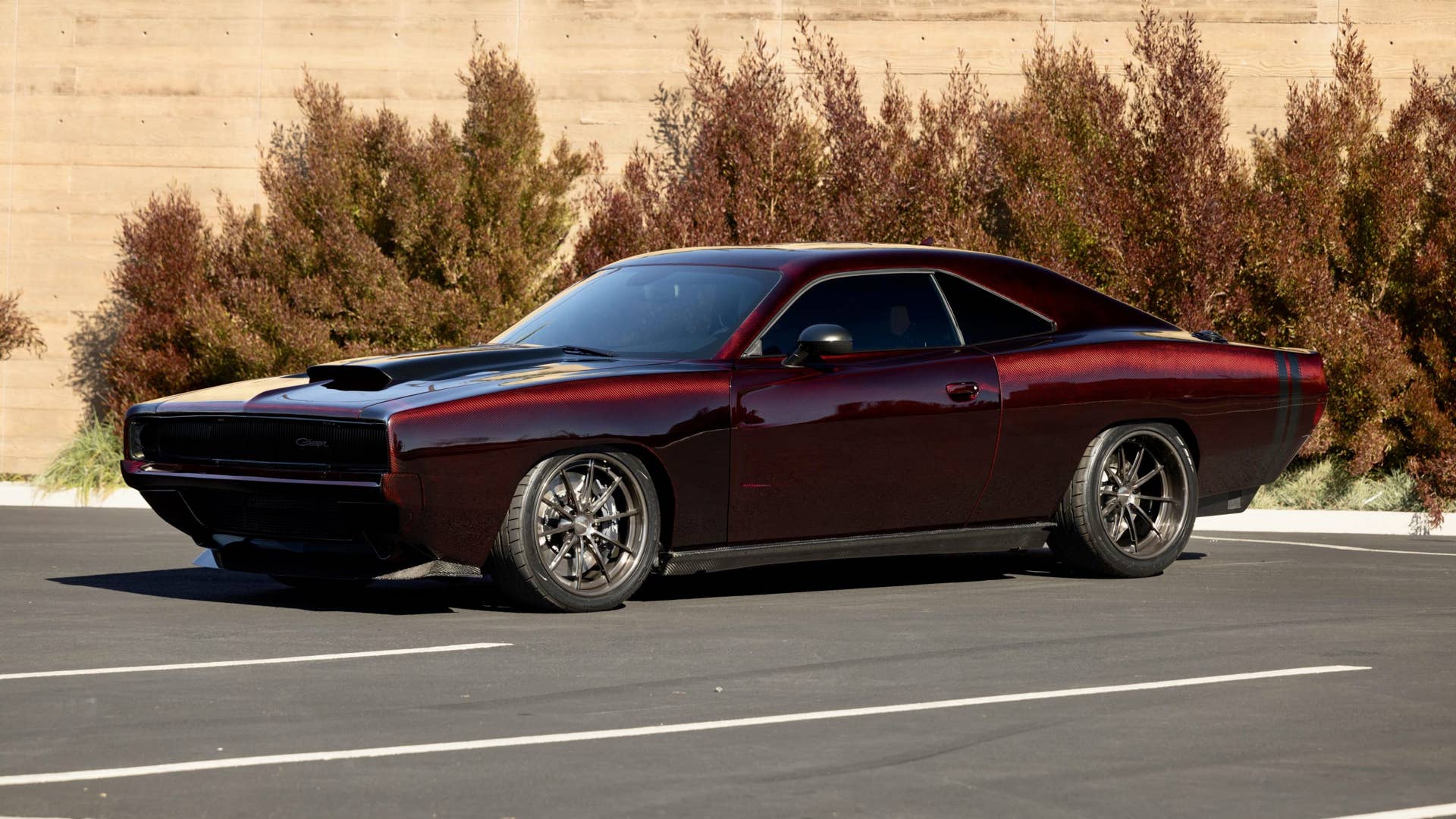 This 1,000-HP Dodge Charger Restomod Hides A Carbon Weave Used For ...