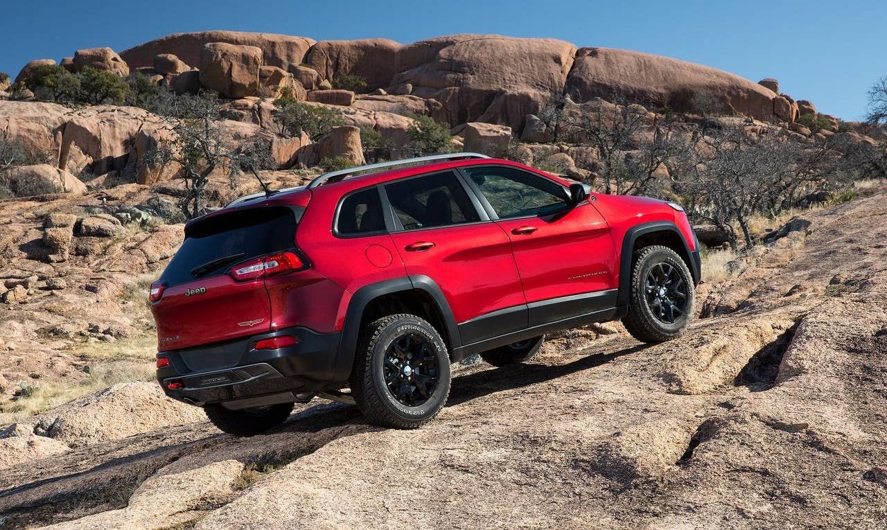 Old Jeep Cherokees Are Being Recalled in China For the Most Ridiculous ...