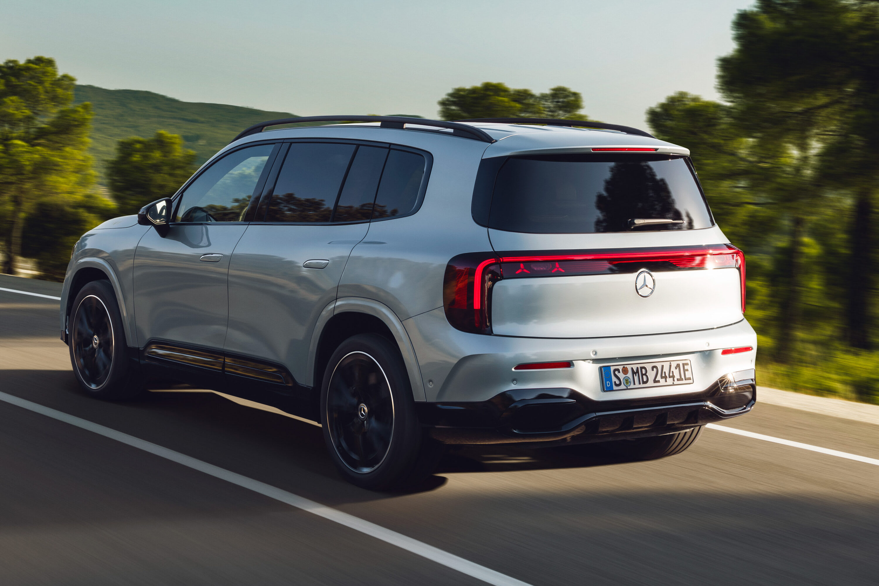 All-New Mercedes-Benz GLB Debuts - Competing Products - Blue Oval Forums