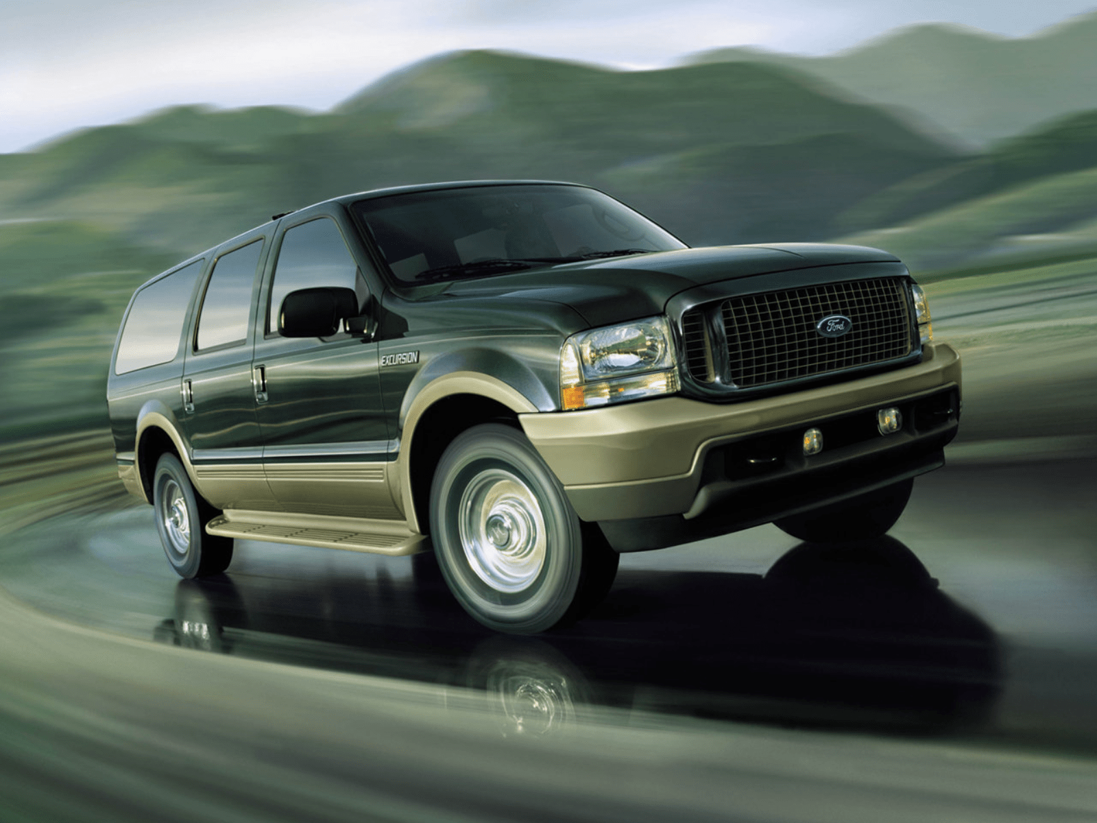 Jury Awards $220 Million Against Michelin After Deadly Ford SUV Tire ...