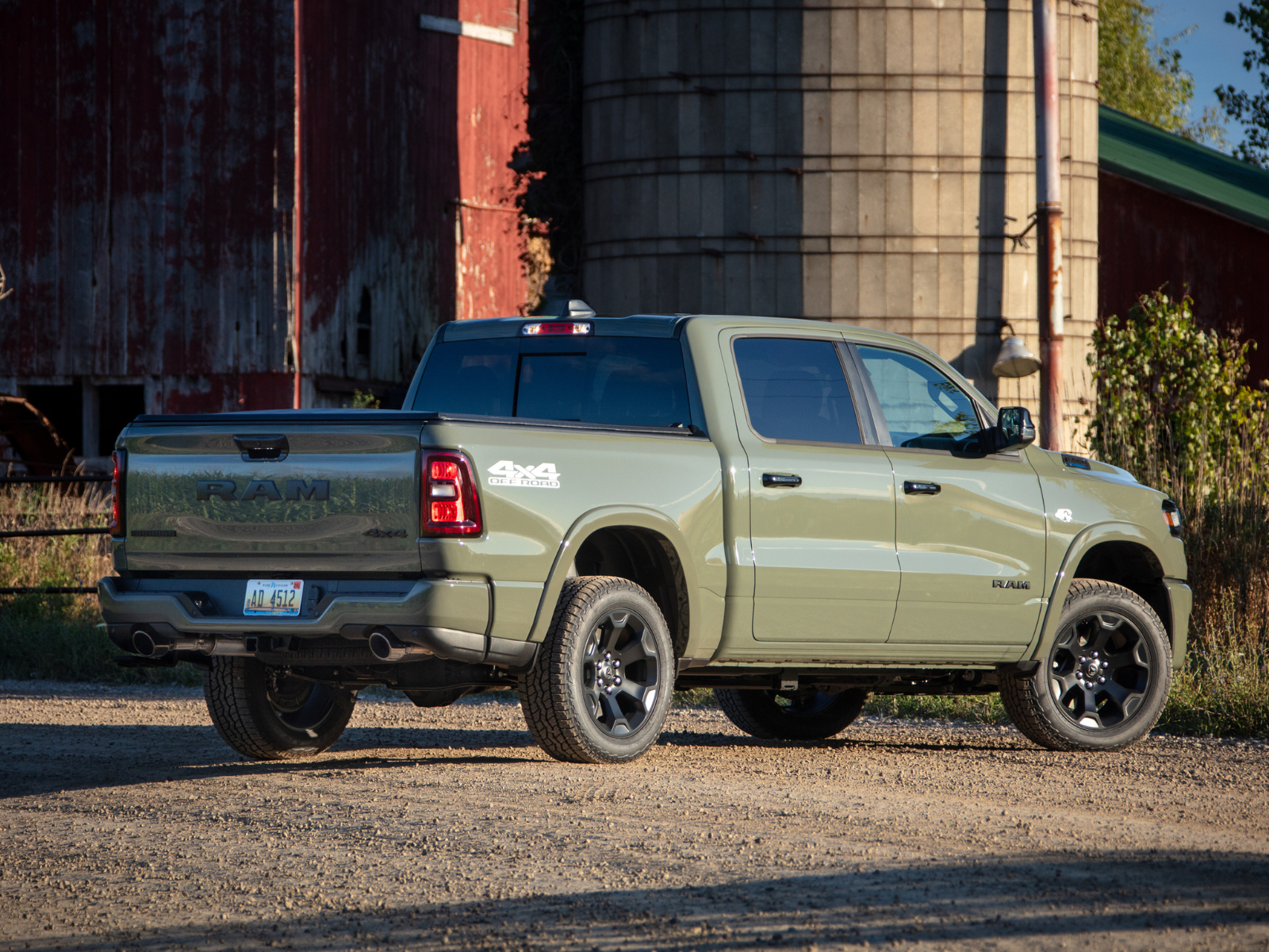 Ram Just Blew Past Ford and Chevy With a 10-Year Truck Warranty for ...