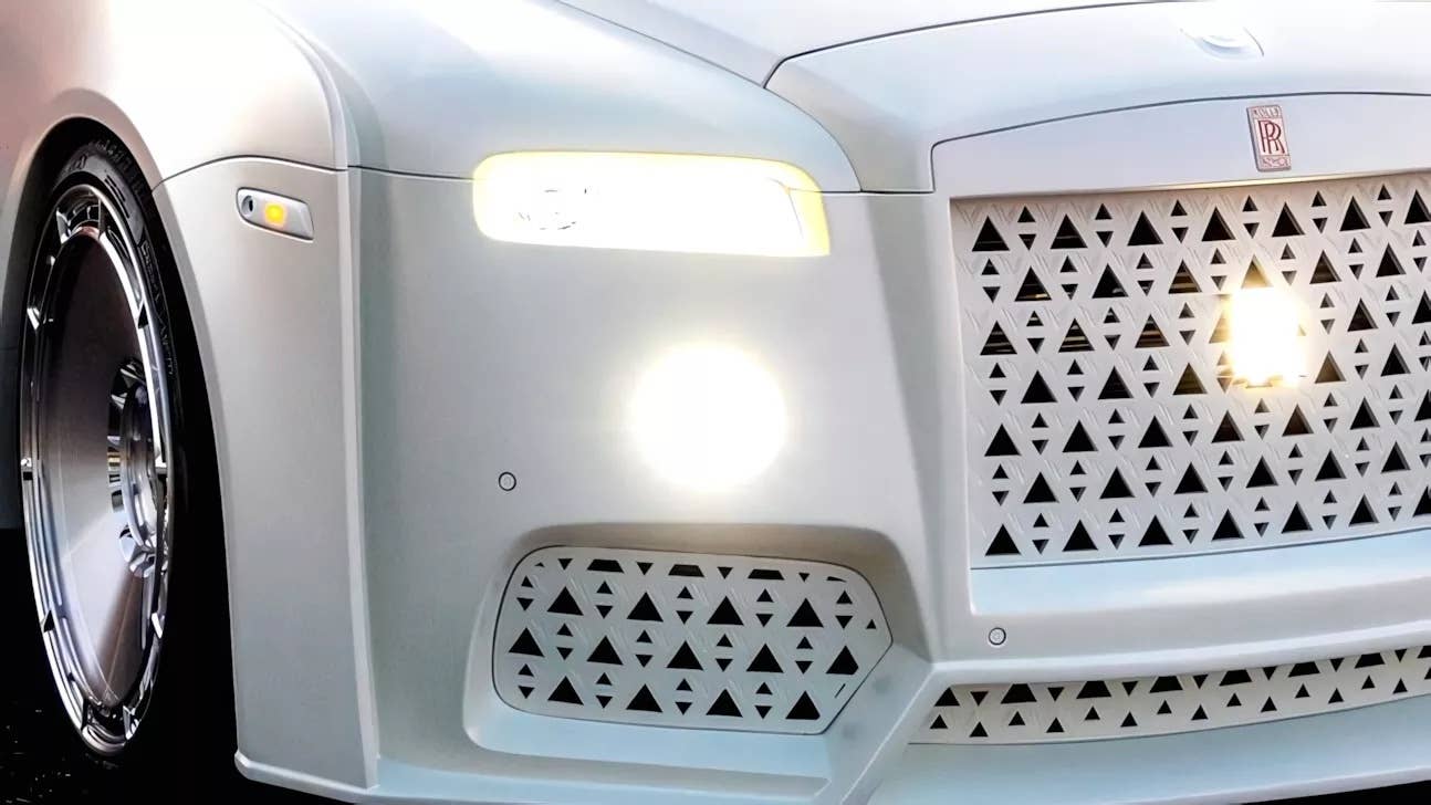 This Widebody Rolls-Royce Dawn Completely Ditches the Iconic Grille ...