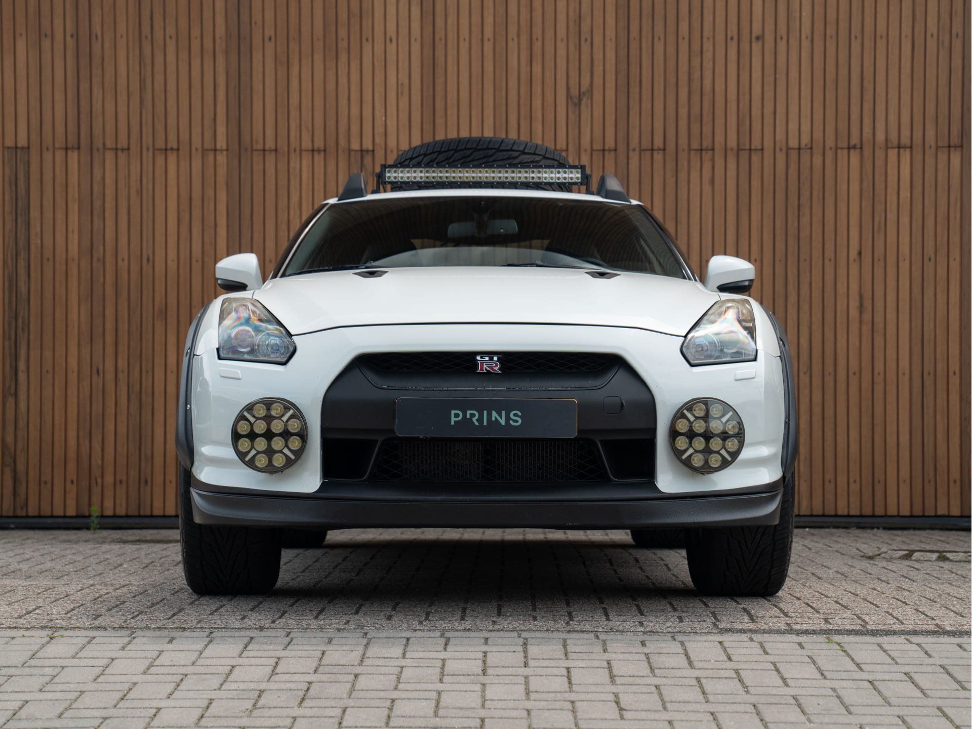 This Wild Nissan GT-R R35 Build Takes Supercar Power Into the Dirt ...