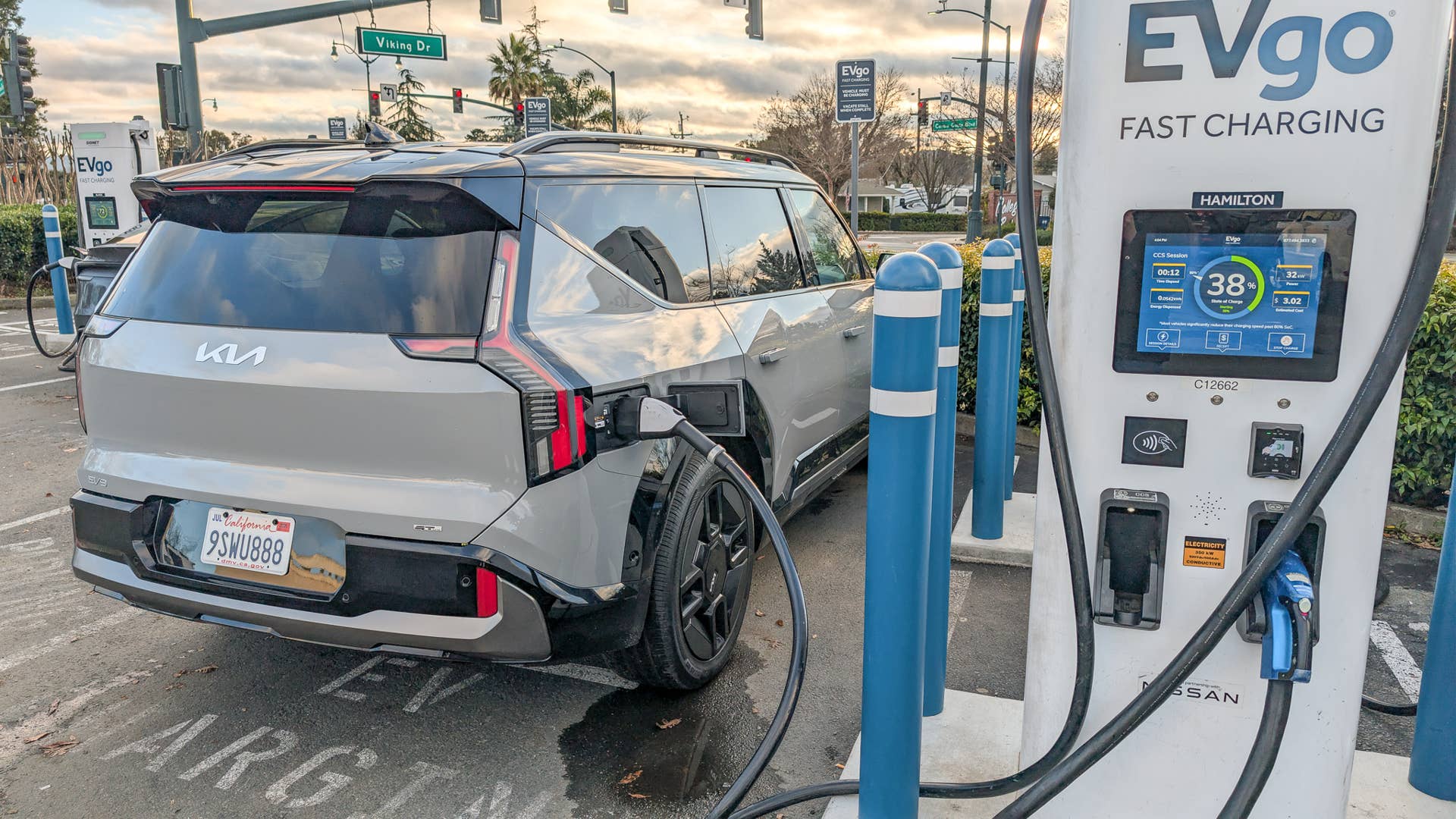 I Tested the 2026 Kia EV9 GT-Line Long Range AWD by Putting My Toddlers ...