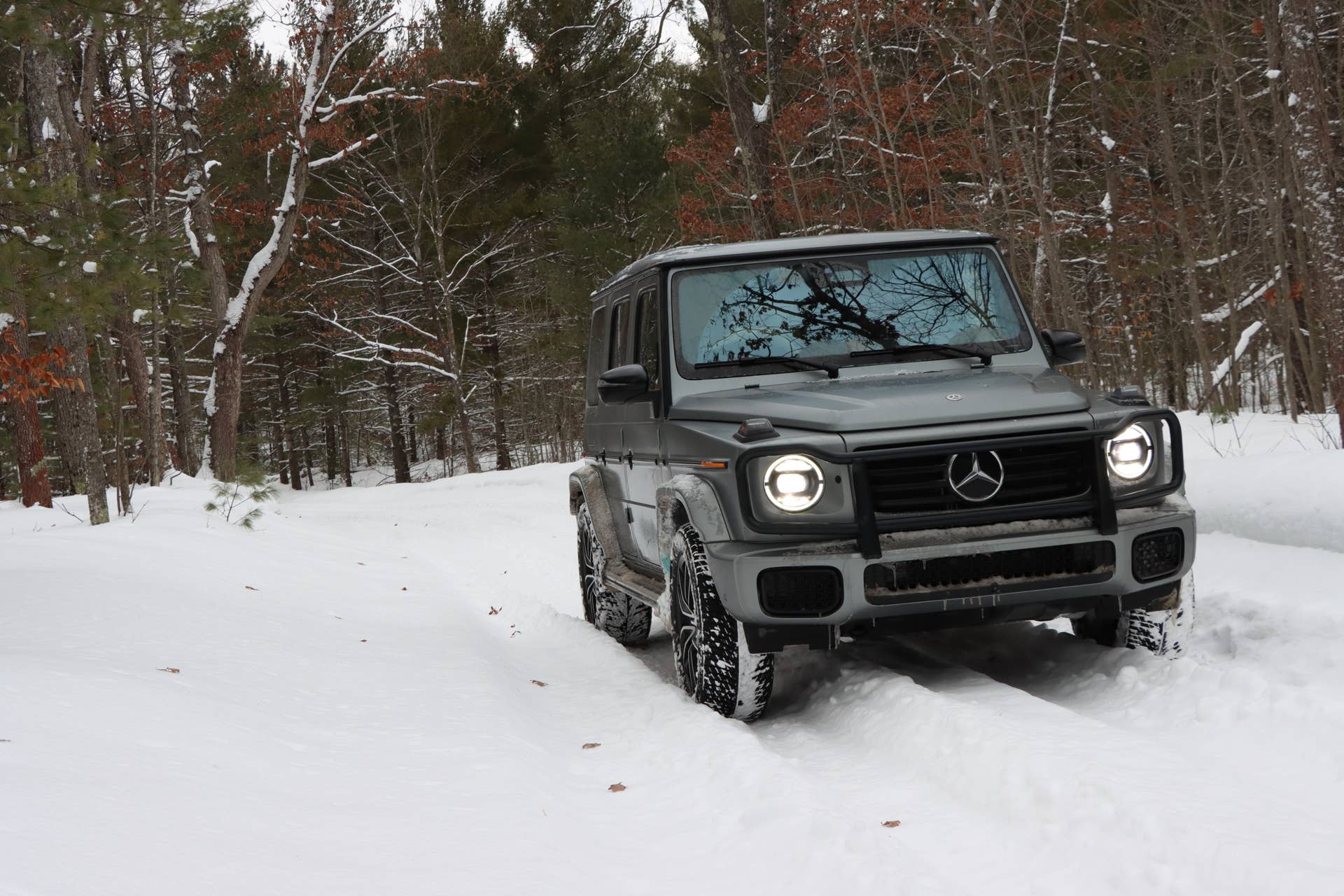 I Drove the 2025 Mercedes-Benz G550 in Snowy Traverse City. This is My ...
