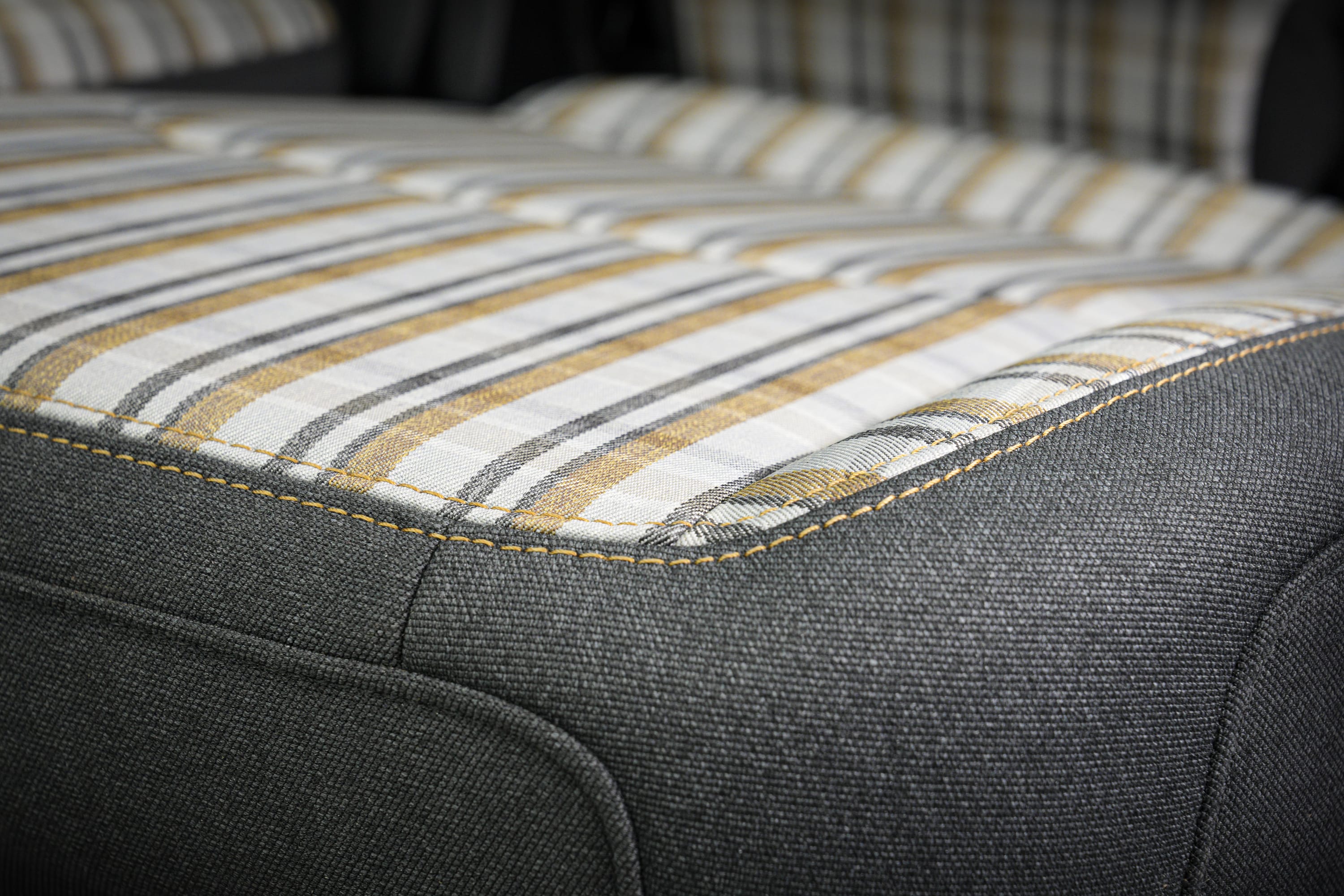 Jeep’s 85th Anniversary Wrangler Adds Retro Style Without a Huge Price ...