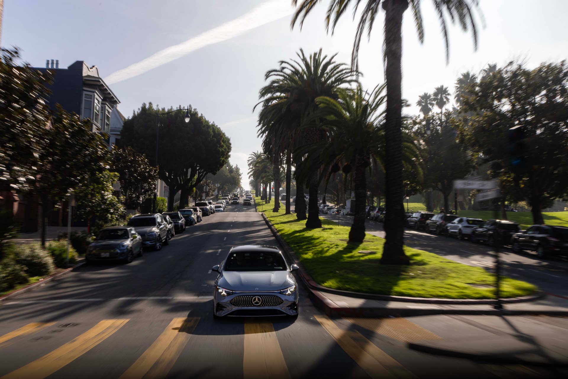 Mercedes Brings Tesla-Style Point-to-Point Self-Driving to the U.S ...
