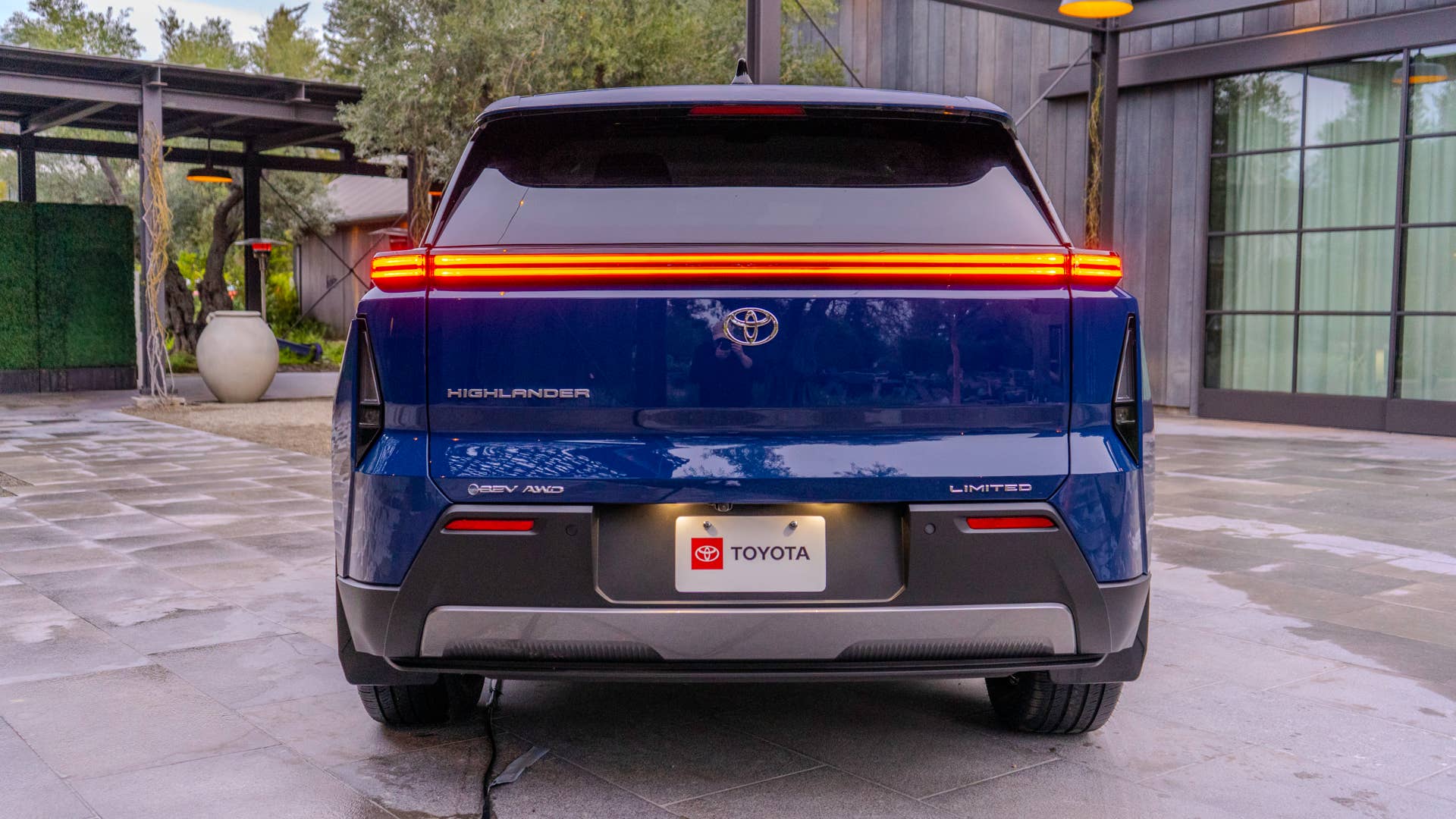 The 2027 Toyota Highlander Goes All-Electric: Exclusive First Look and ...