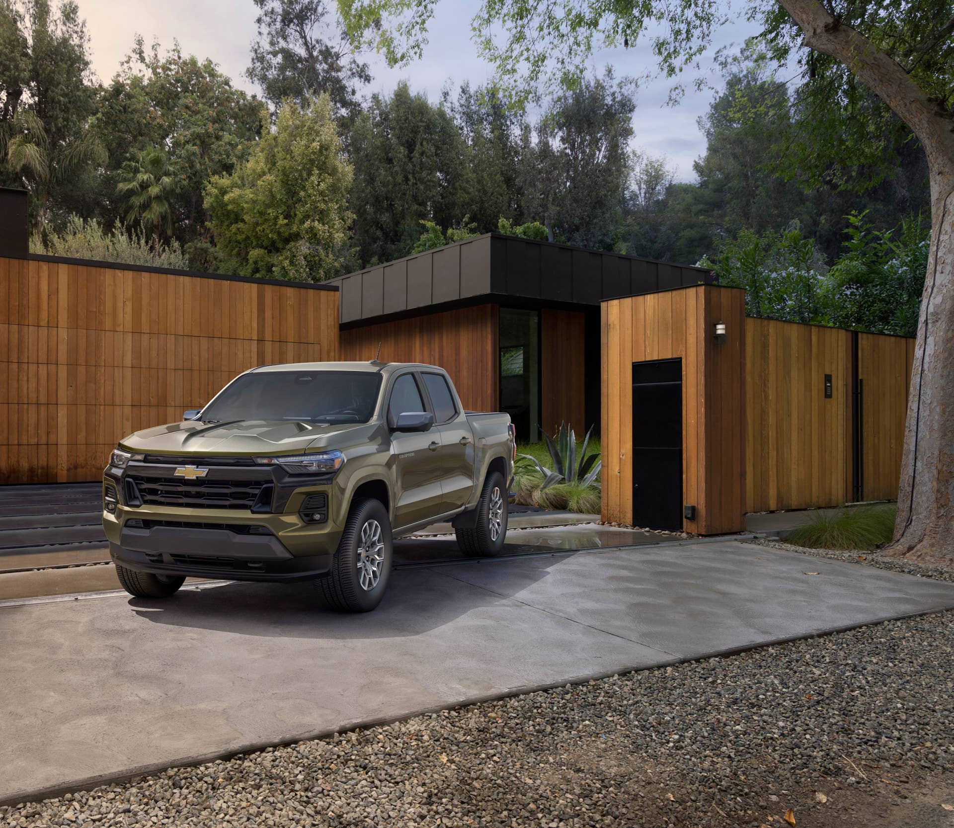 2026 Ford Maverick XL vs Chevrolet Colorado WT: Here's My Honest ...
